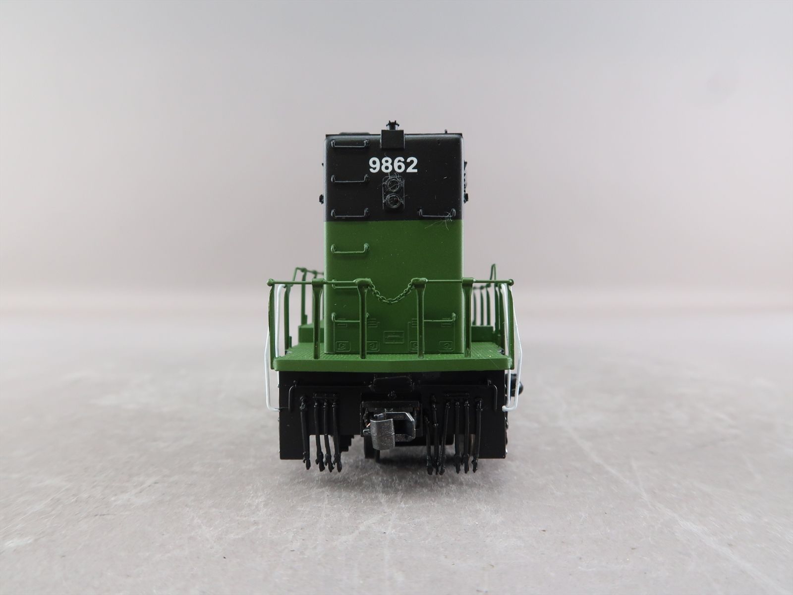HO Brass Model - UTI 5008-2 BN Burlington Northern SDP-45 #9862 - F/P + DCC - 2010 Run - Boo-Rim ...