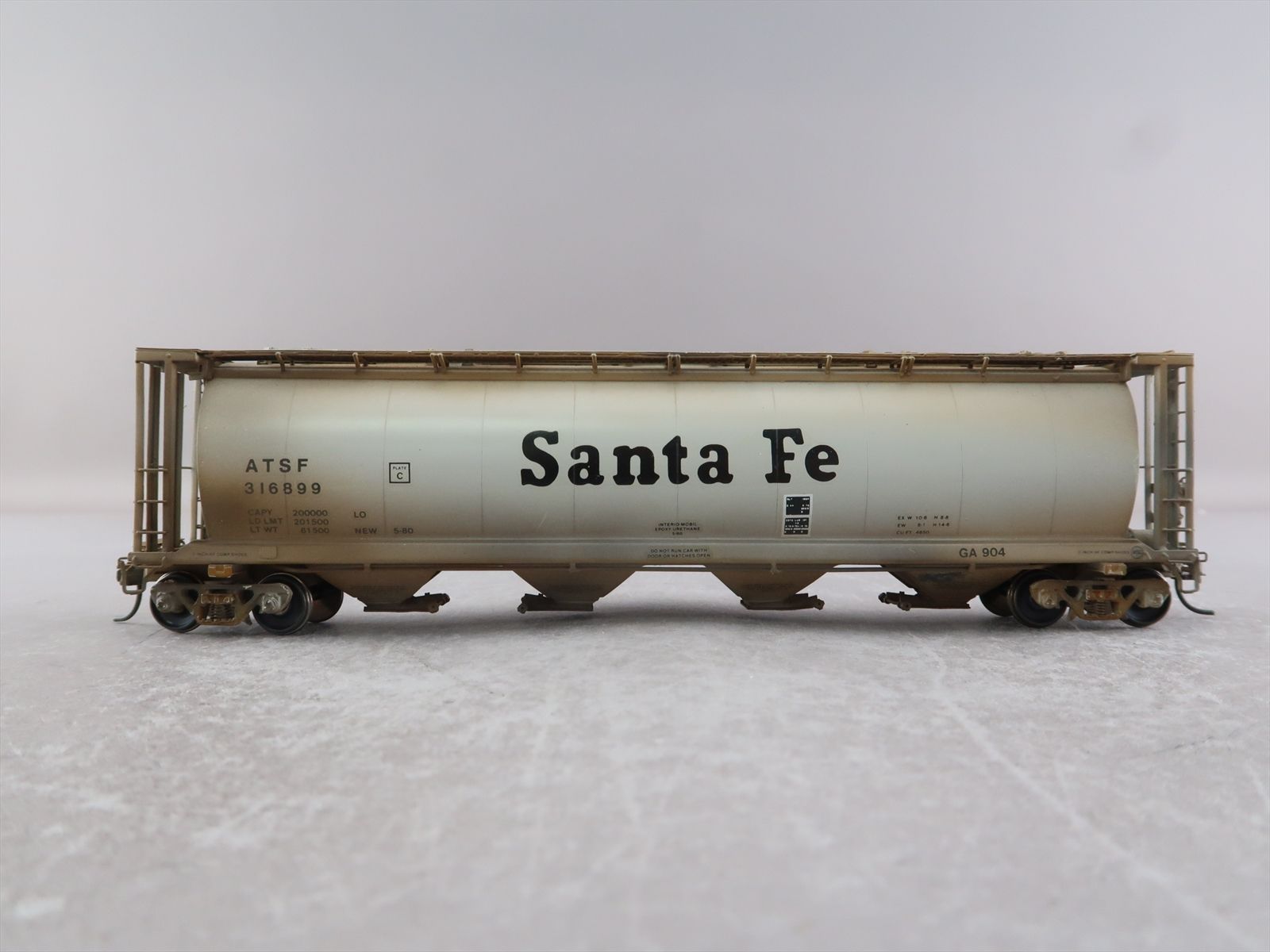 HO Brass Model - OMI 3115 AT&SF Santa Fe Cylindrical Covered Grain ...