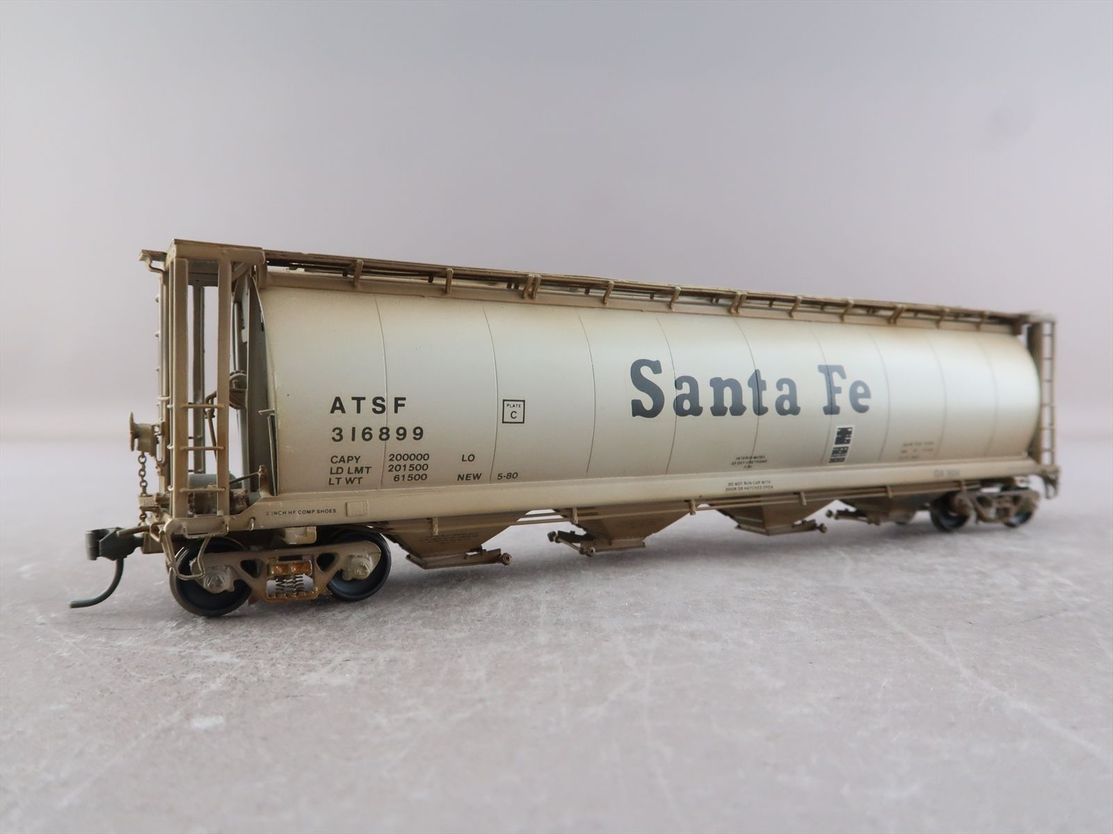 HO Brass Model - OMI 3115 AT&SF Santa Fe Cylindrical Covered Grain ...