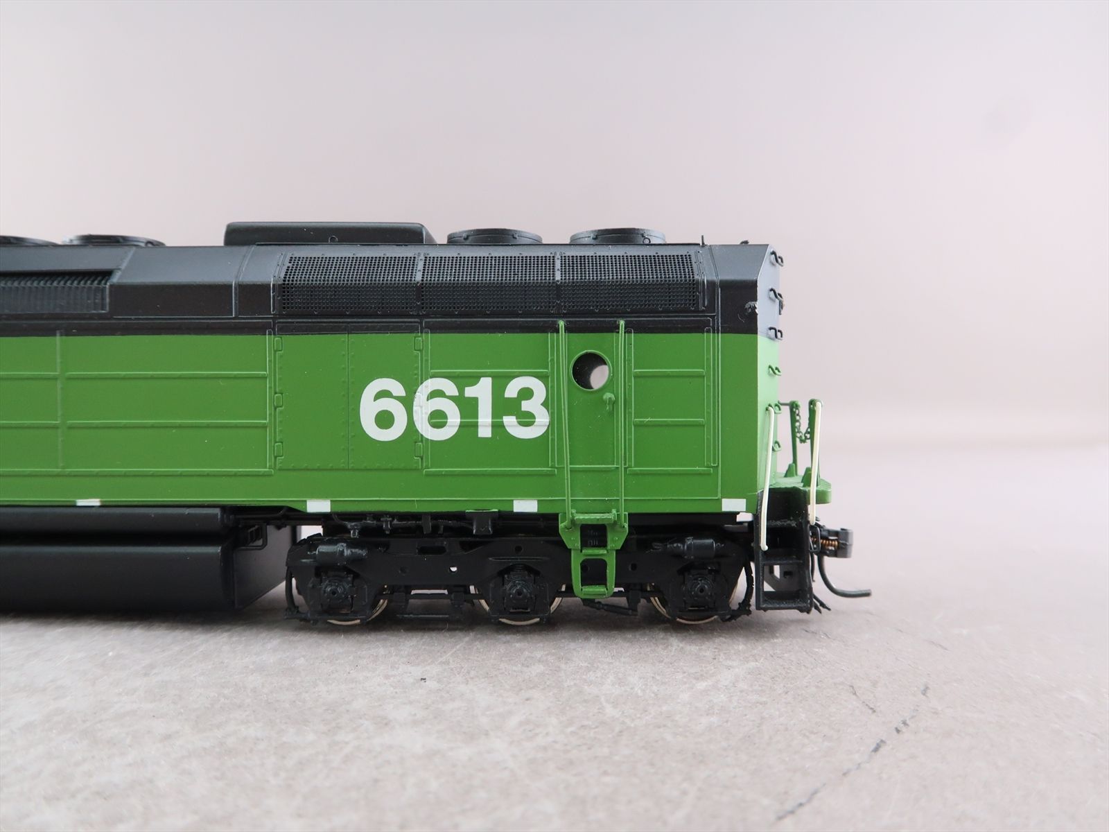 HO Brass Model - OMI 5997.1 BN Burlington Northern F45 #6613 - F/P CPOMI - 1991 Run - Ajin