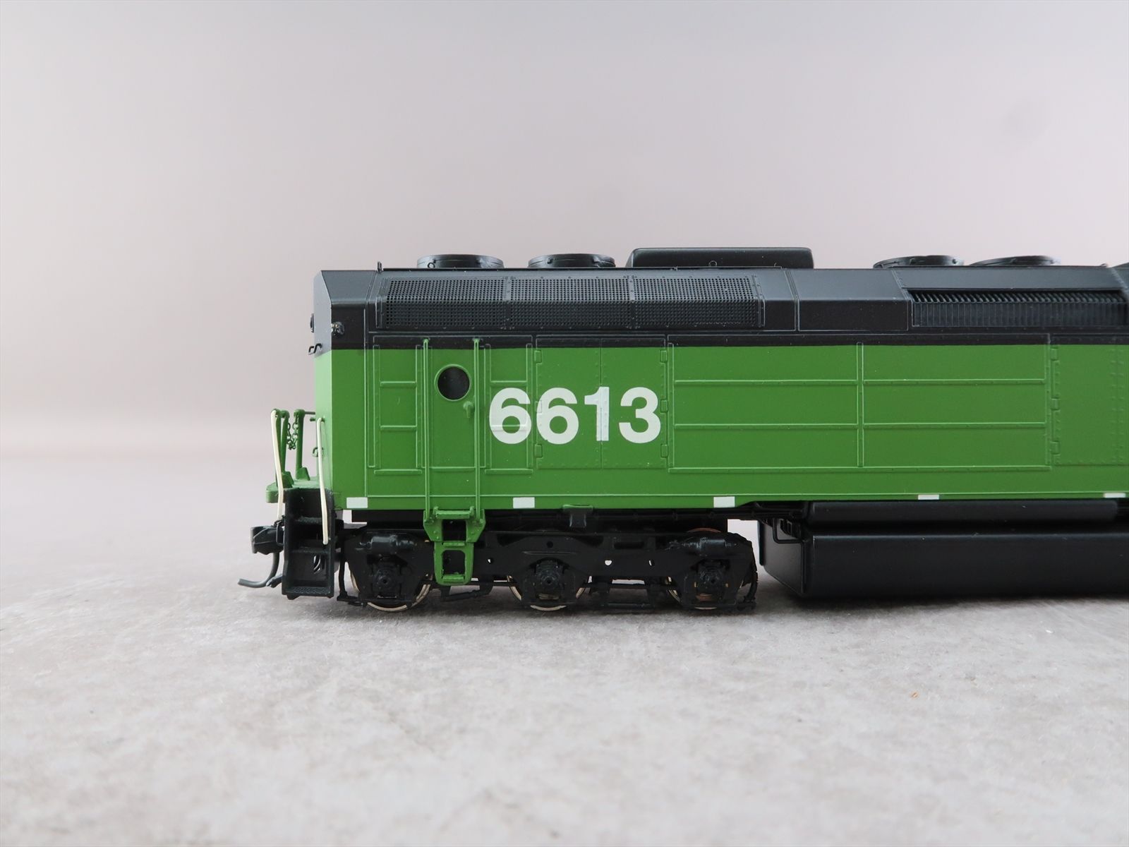 HO Brass Model - OMI 5997.1 BN Burlington Northern F45 #6613 - F/P CPOMI - 1991 Run - Ajin