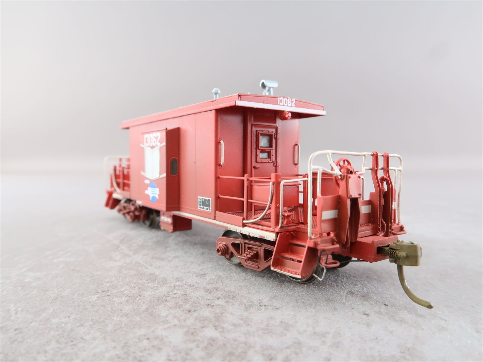 HO Brass Model - OMI 1183 MP MoPac Bay Window Caboose #13062 - Custom - 1988 Run - Ajin