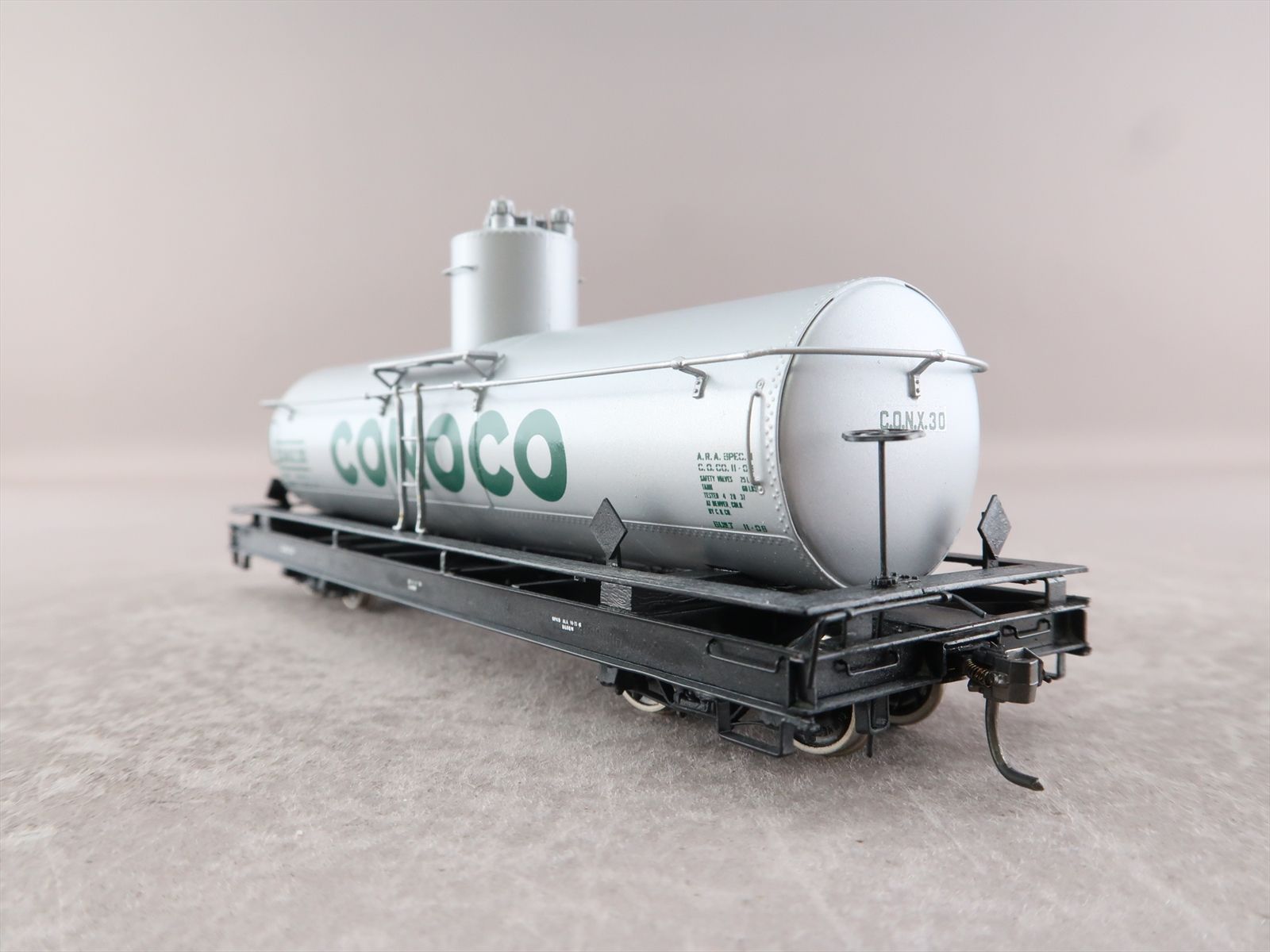 Sn3 Brass Model - P-B-L Milestone Conoco Tank Car Silver #30 - F/P - Samhongsa