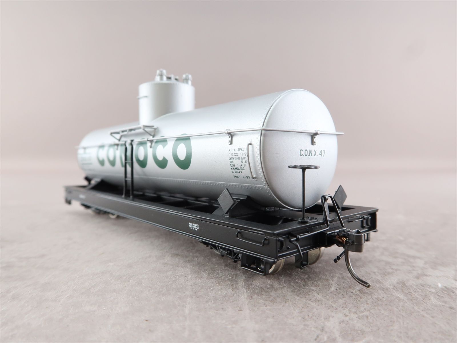 Sn3 Brass Model - P-B-L Milestone Conoco Wide Framed Tank Car #47 ...