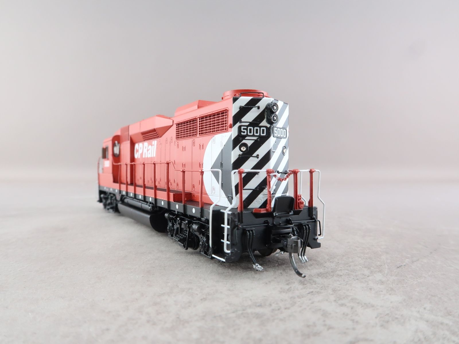 HO Brass Model - OMI AA-1143-1 CP CPR Canadian Pacific CPRail GP30 #5000 - F/P - 2006 Run - Ajin ...