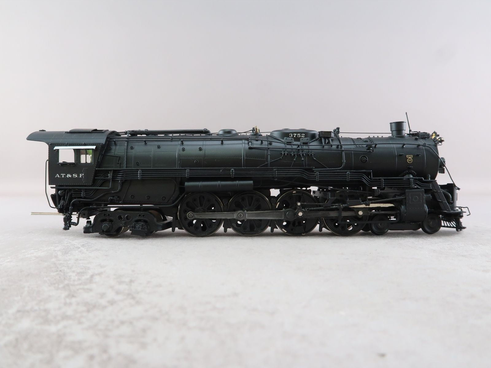 HO Brass Model - Hallmark 065A Super Crown AT&SF Santa Fe 4-8-4 #3752 ...