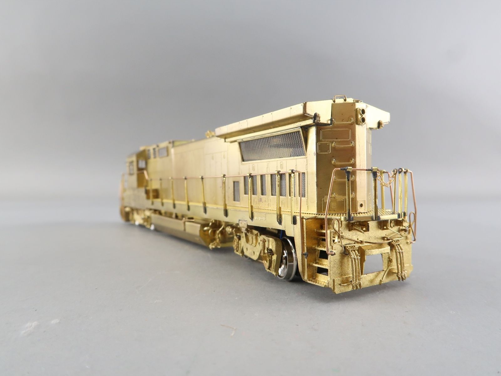 HO Brass Model - OMI 5134 SP Southern Pacific Dash 8-B39 B39-8 #8000 - 8039 - Unpainted - 1993 ...