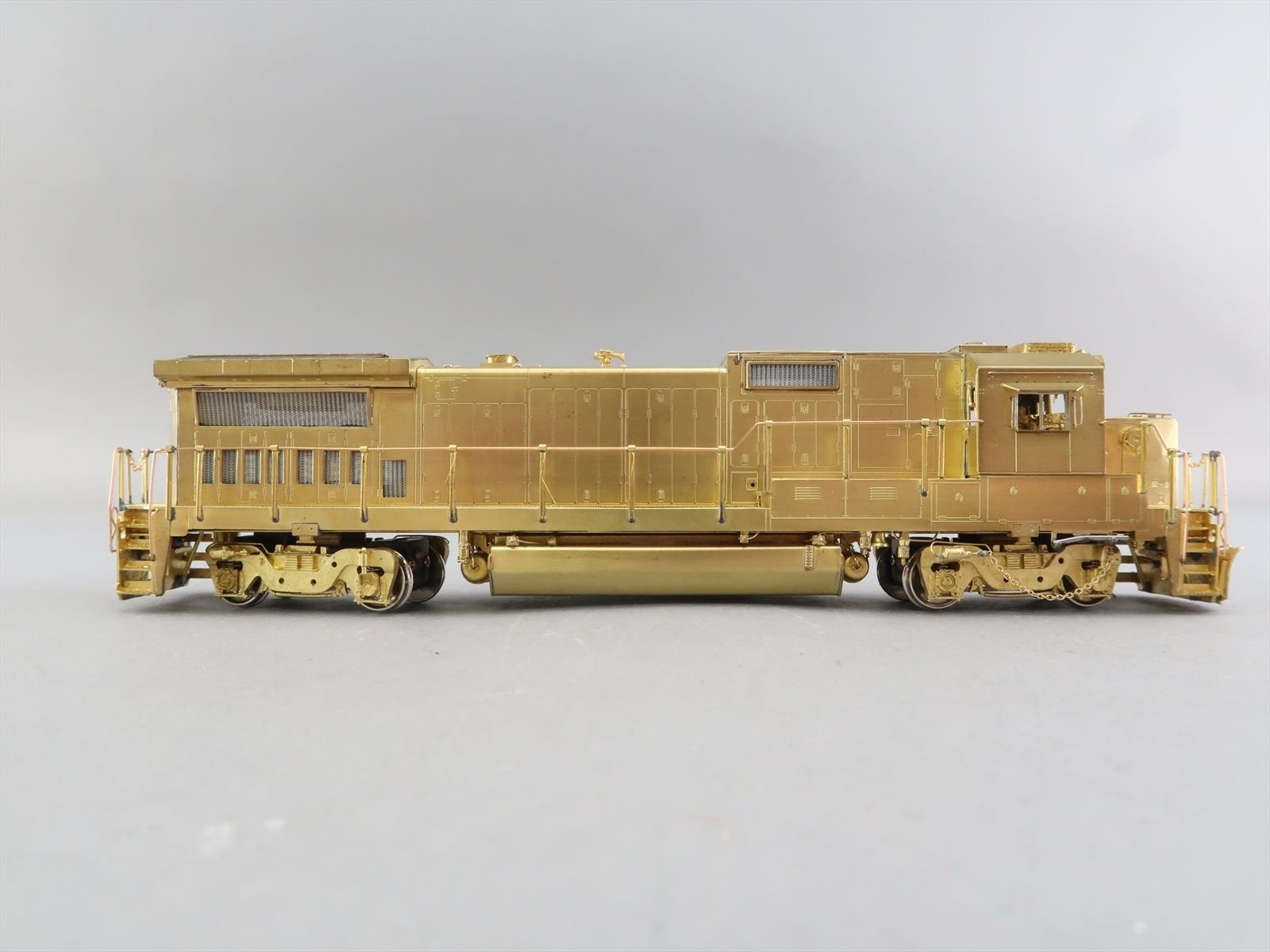 HO Brass Model - OMI 5134 SP Southern Pacific Dash 8-B39 B39-8 #8000 - 8039 - Unpainted - 1993 ...