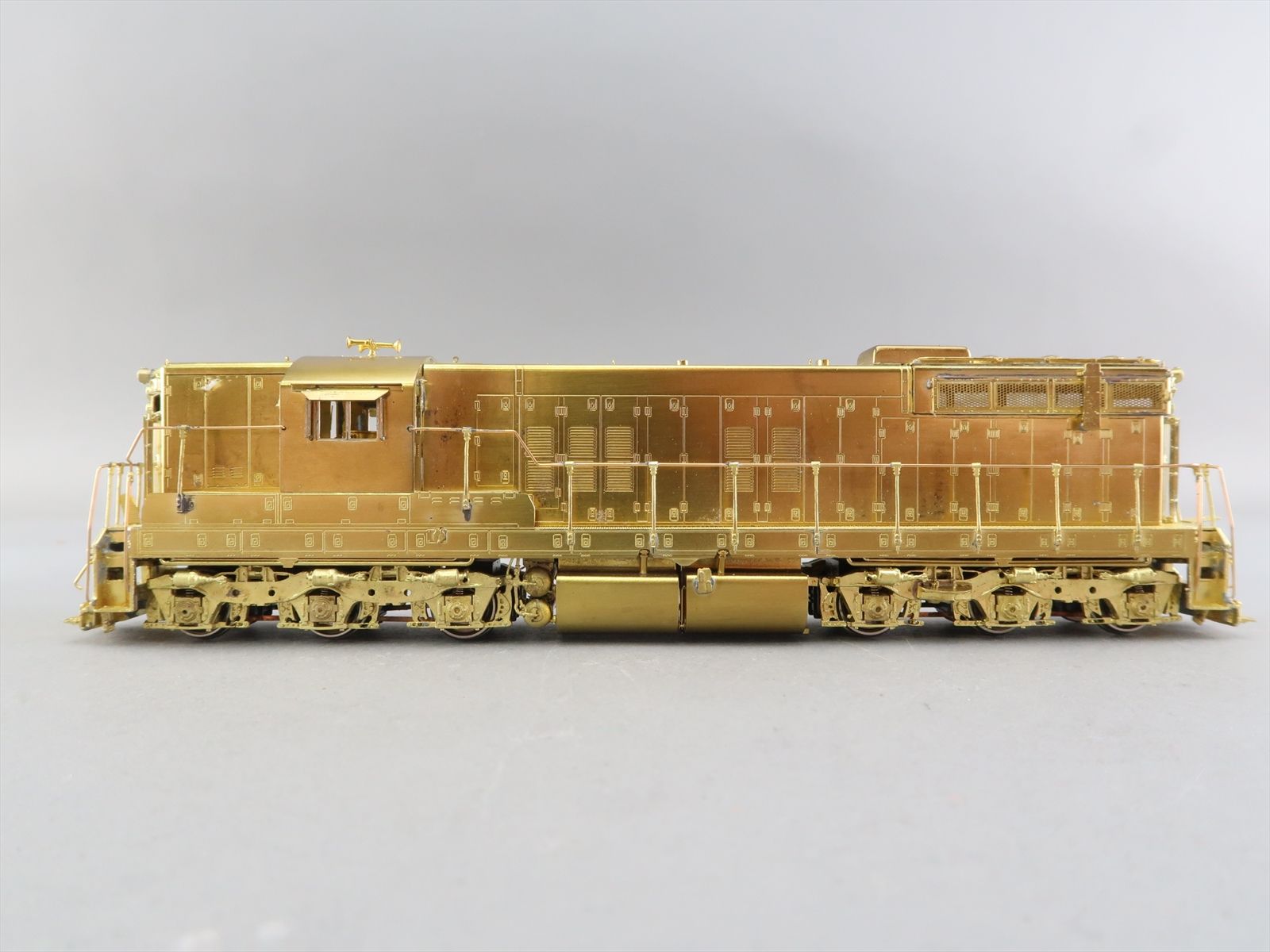 HO Brass Model - OMI 5162 C&NW Chicago & Northwestern SD7 #1660 - 1664 ...