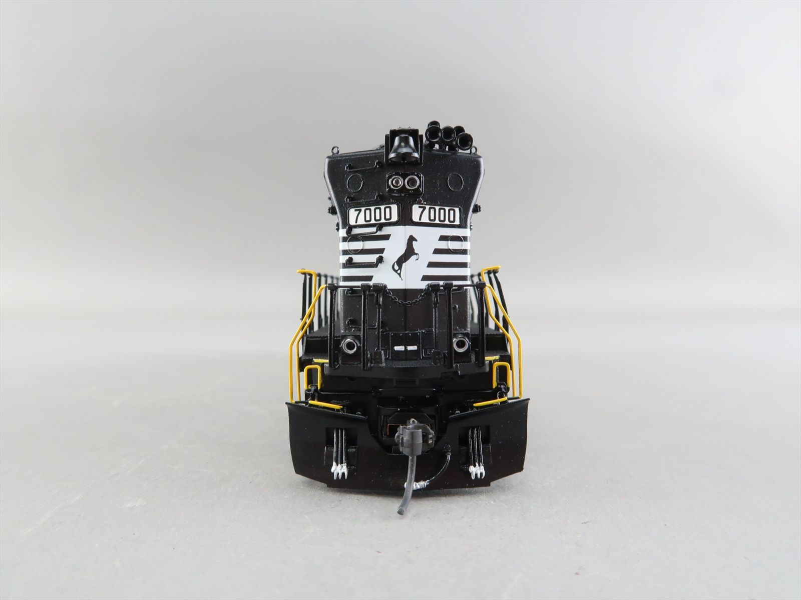 HO Brass Model - OMI 5121.3 NS Norfolk Southern GP40X Black #7000 - F/P - 2003 Run - Ajin