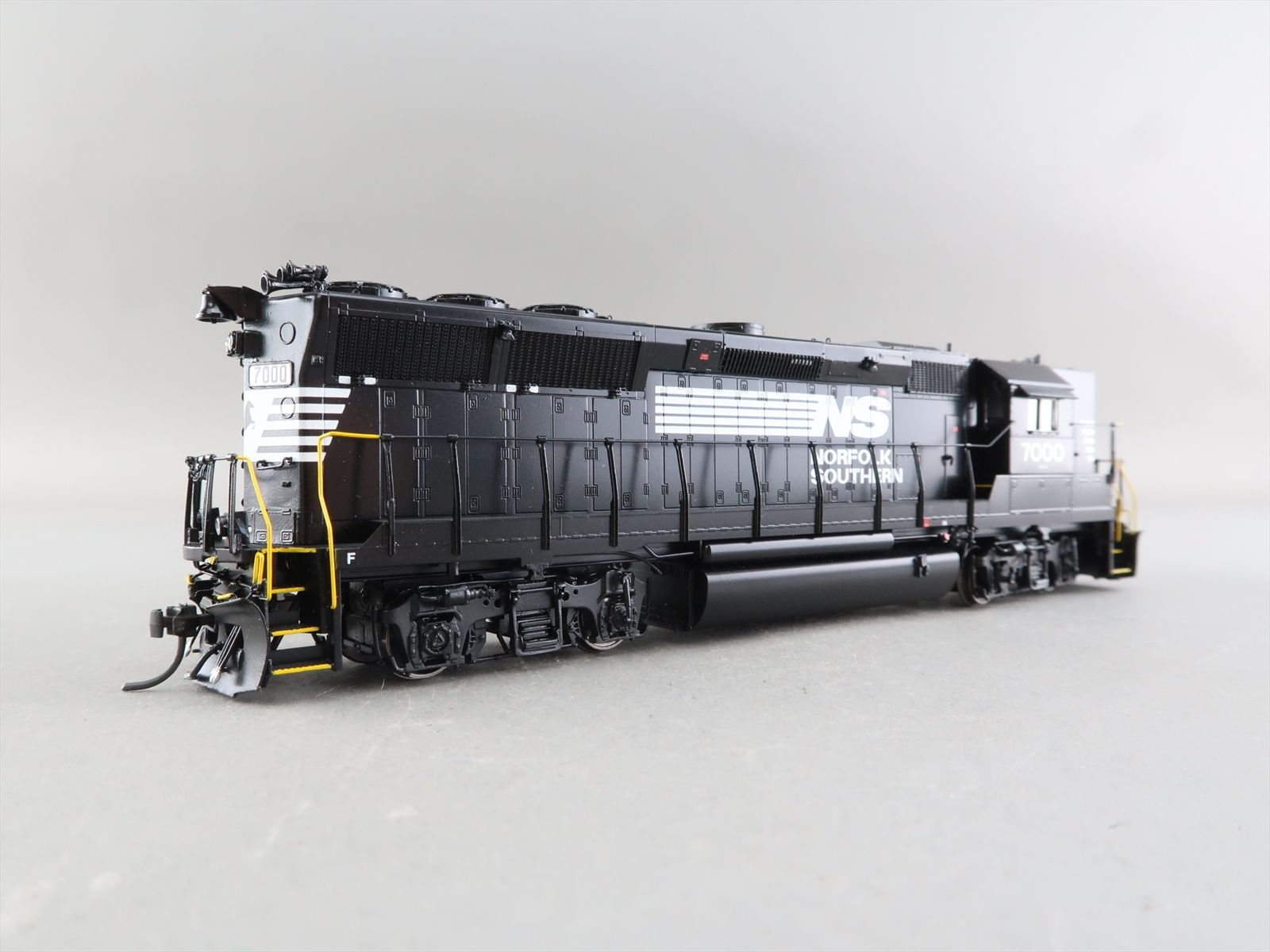 HO Brass Model - OMI 5121.3 NS Norfolk Southern GP40X Black #7000 - F/P ...