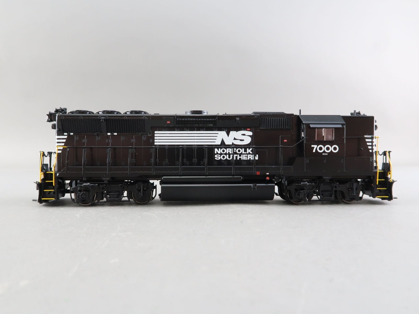 HO Brass Model - OMI 5121.3 NS Norfolk Southern GP40X Black #7000 - F/P ...