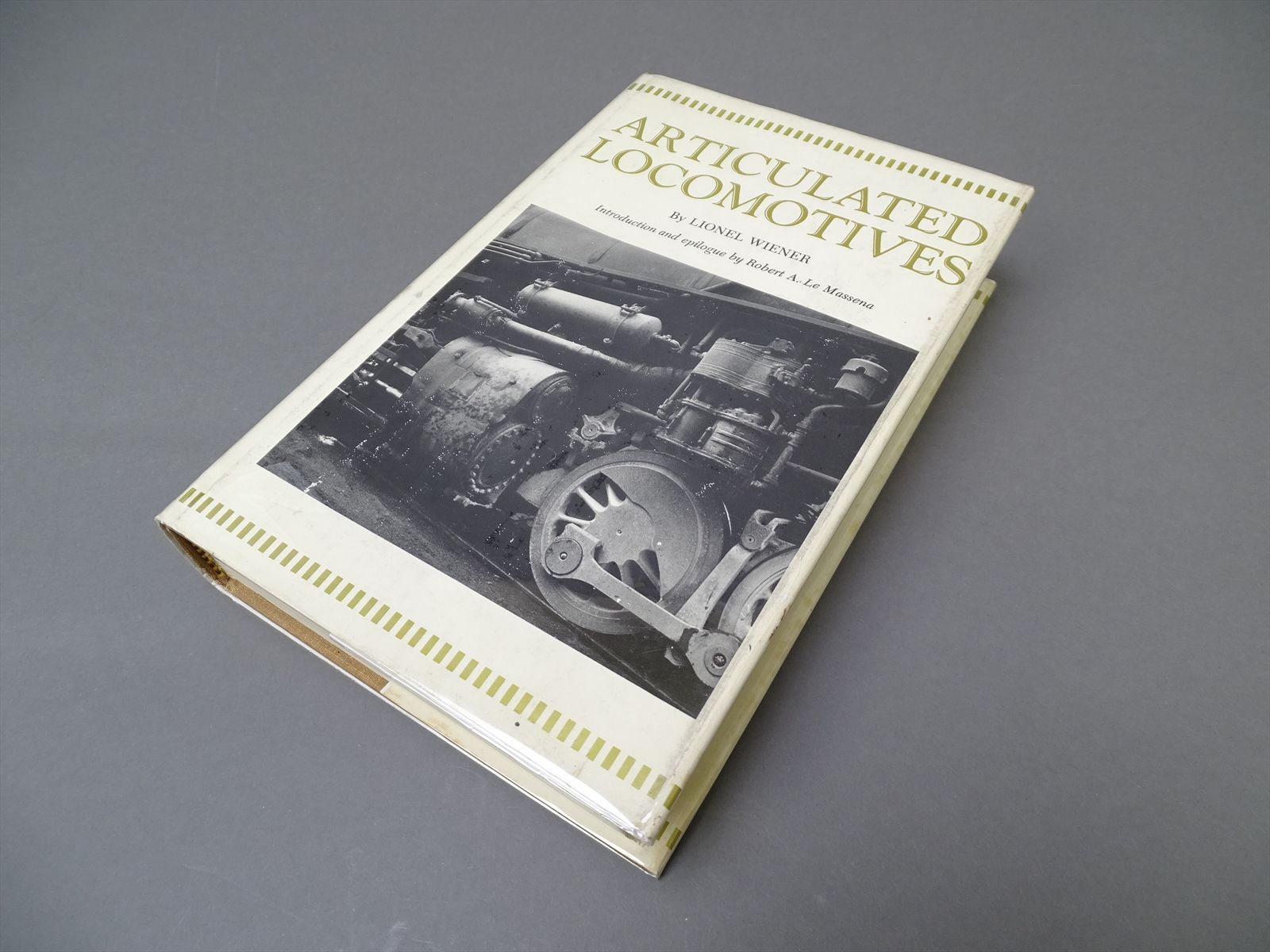 Railroad Book - Articulated Locomotives - Lionel Wiener - 632 Pages