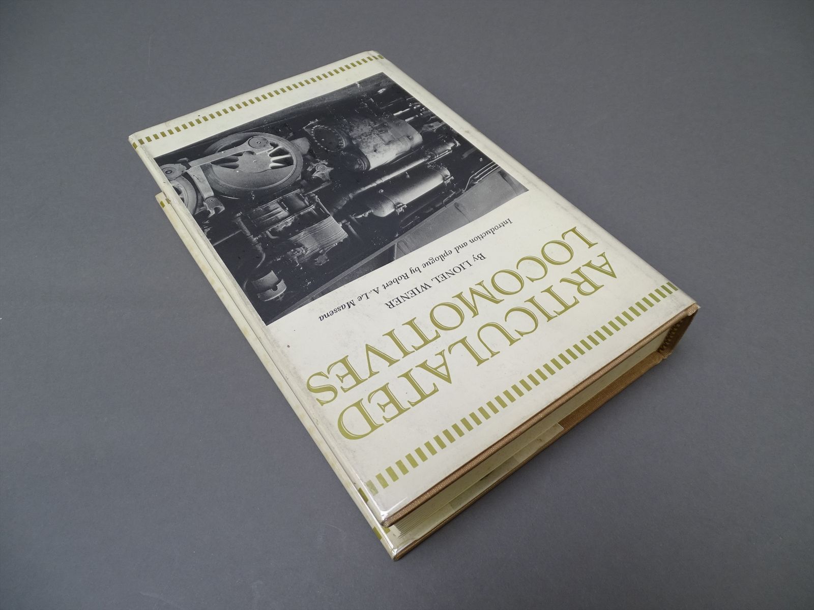 Railroad Book - Articulated Locomotives - Lionel Wiener - 632 Pages