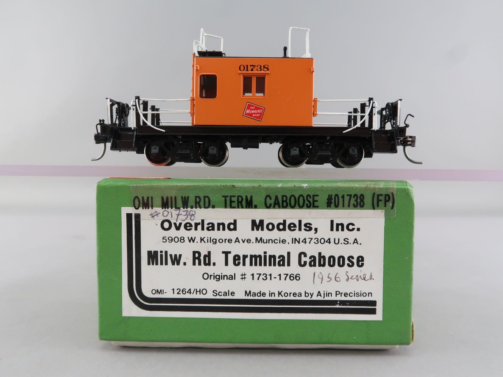 HO Brass Model - OMI 1264 Milwaukee Terminal Caboose Original #1738 ...