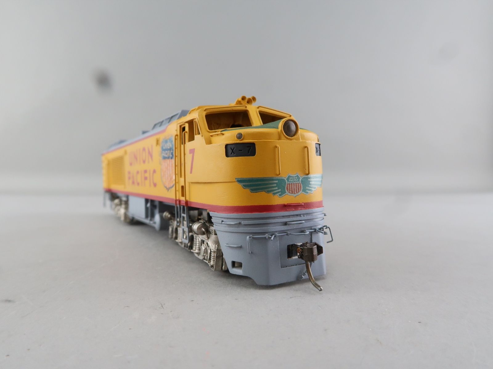HO Brass Model - UTAO WAKI HANDBUILT UP Union Pacific 8500 HP 3 Unit ...