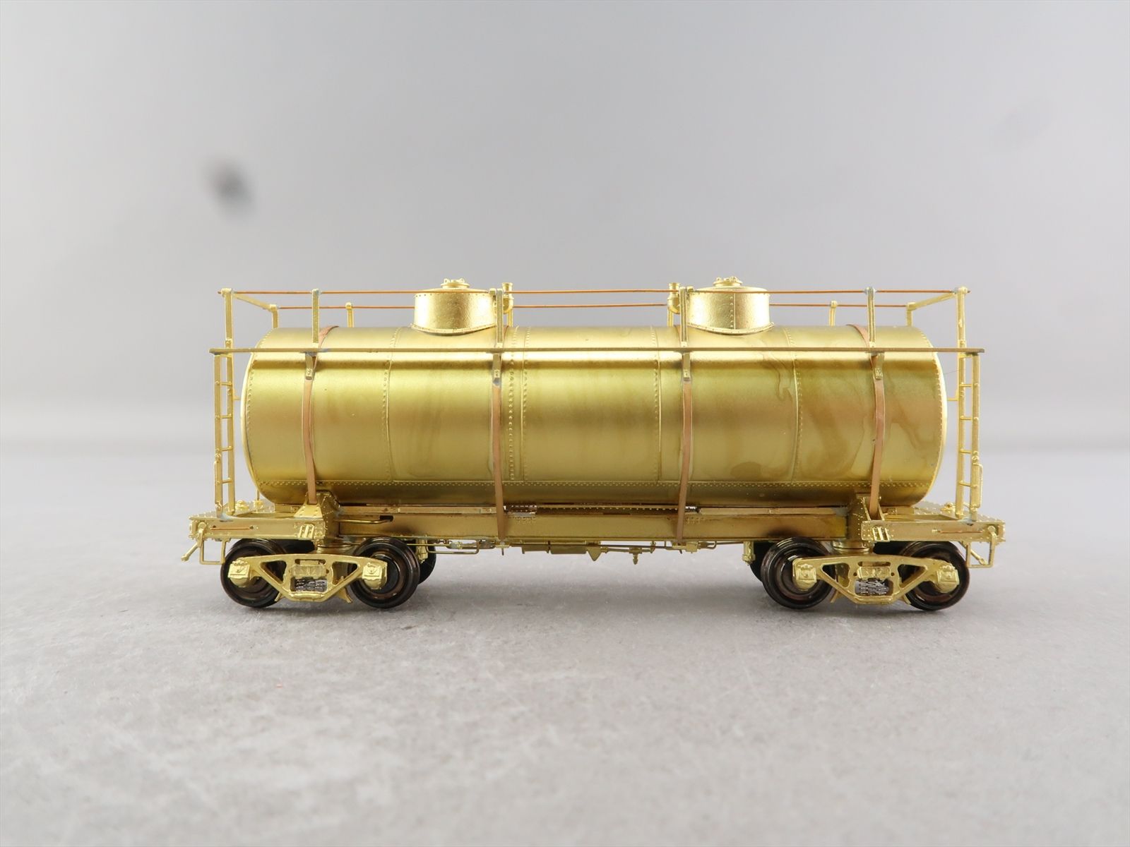 HO Brass Model - W&R AC&F 10000 Gallon High Walkway Two 2 Dome Tank Car ...
