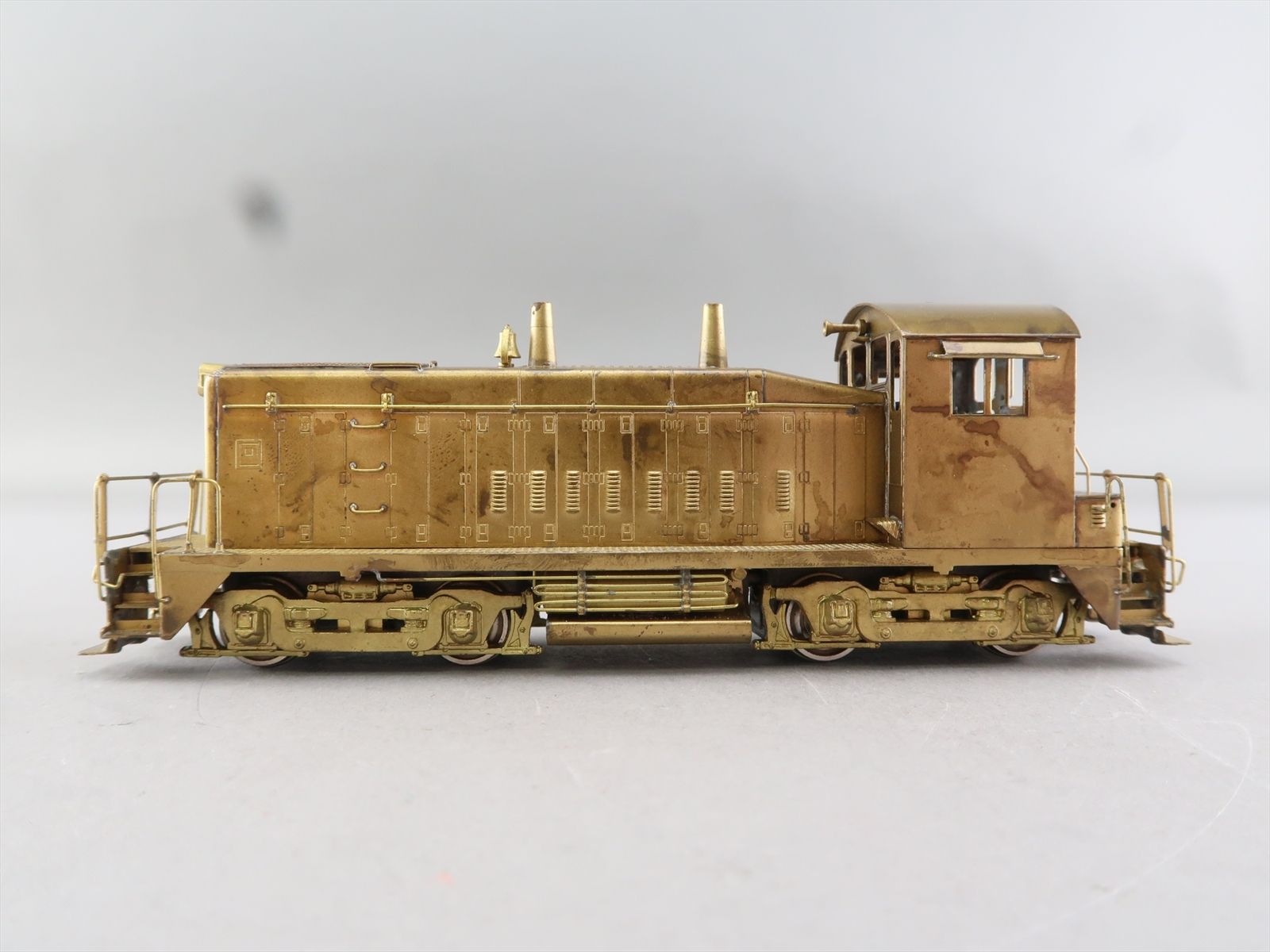 HO Brass Model - Oriental Misc Roads EMD SW-9 - Unpainted - 1980 Run ...