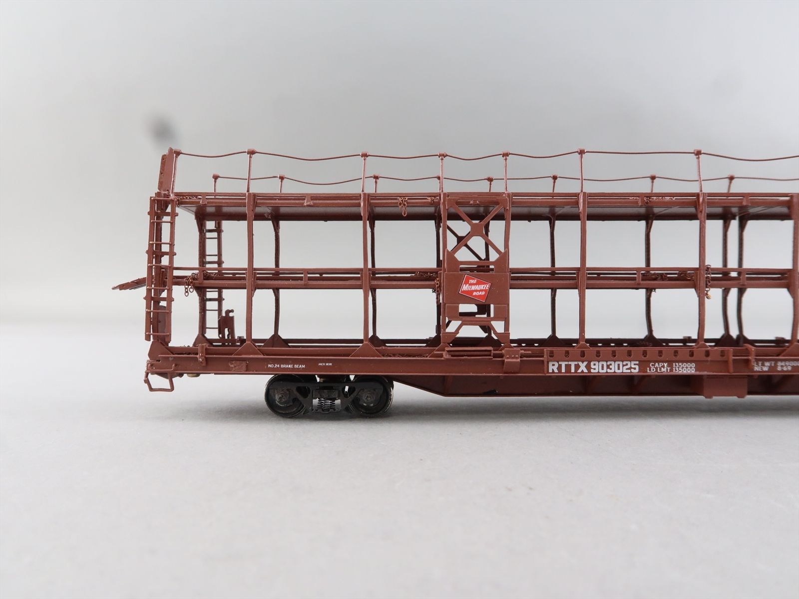 HO Brass Model - OMI 1326 MILW Milwaukee Tri-Level Open Auto Rack ...