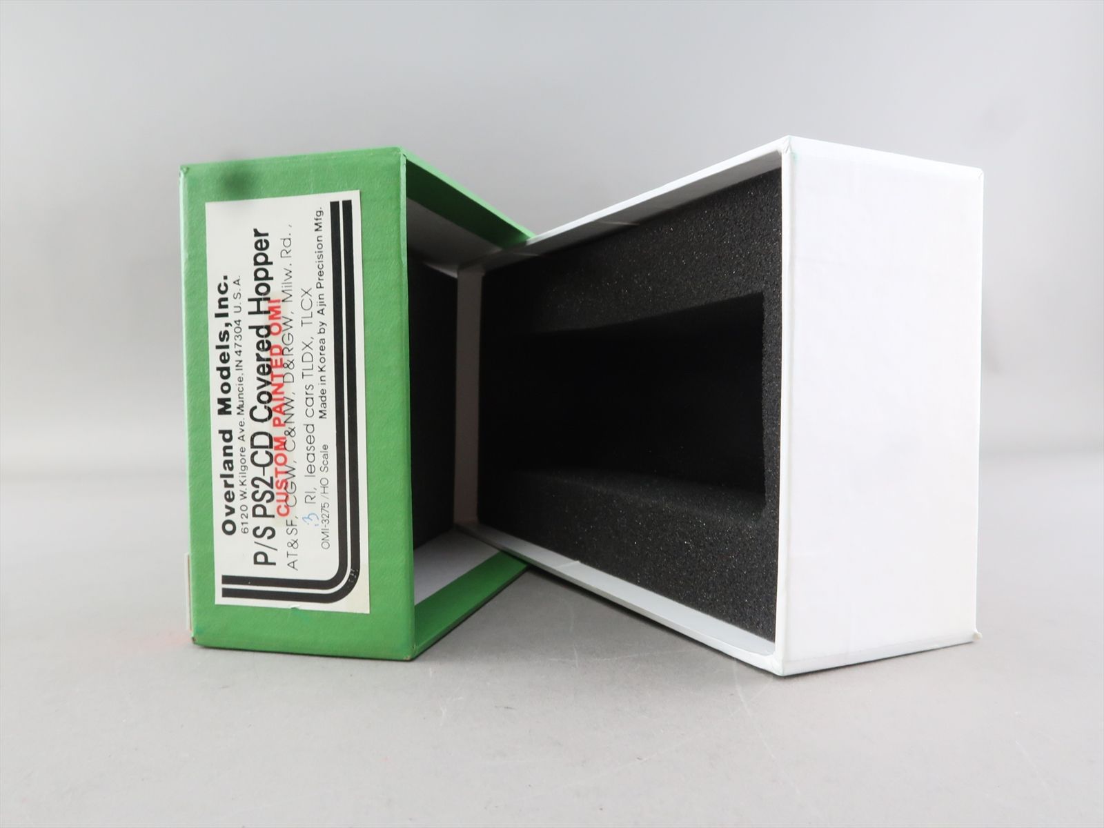 HO Brass Model - OMI 3275.3 C&NW Chicago & Northwestern PS2-CD Covered Hopper #96066 - F/P CPOMI ...