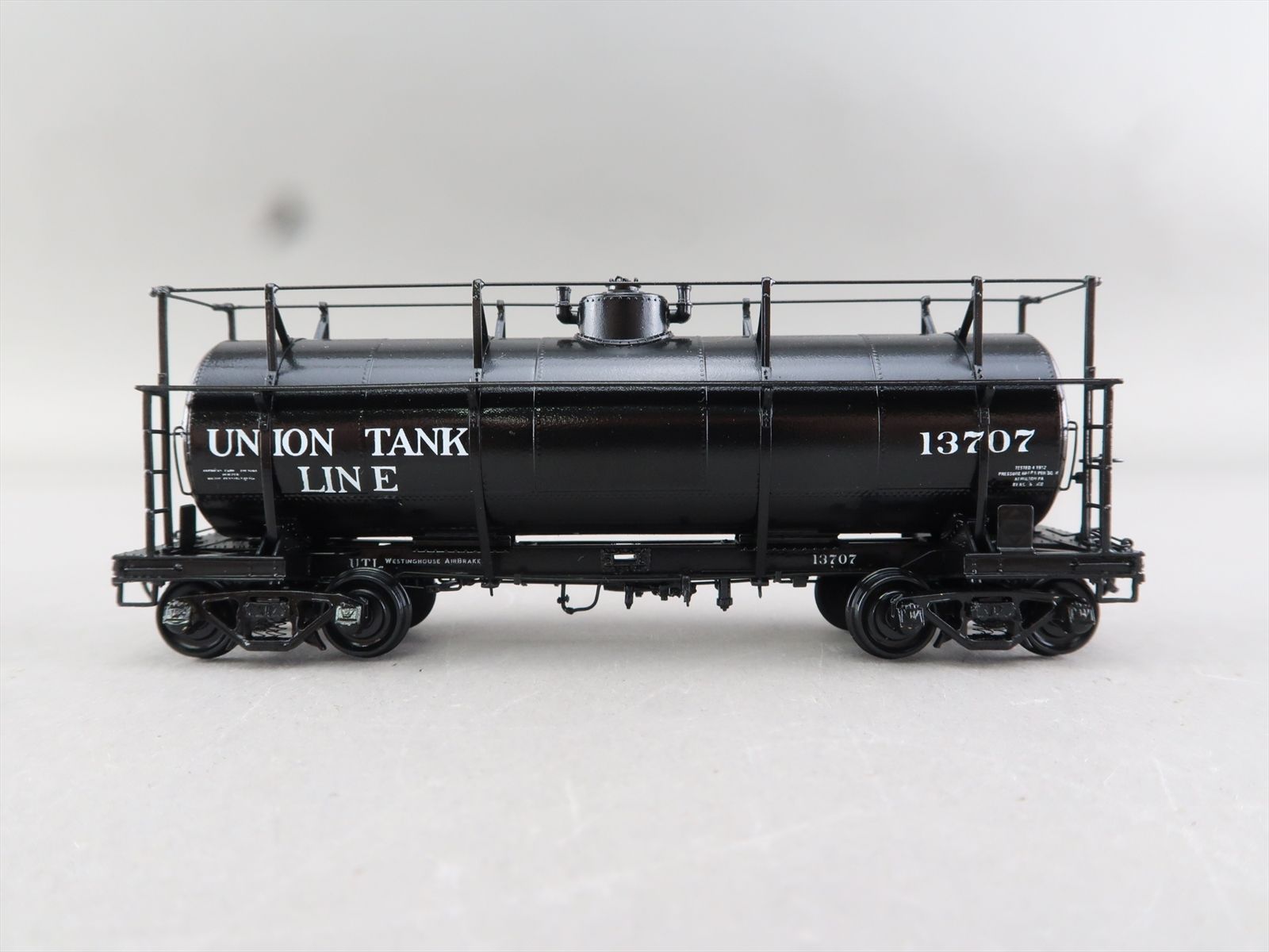HO Brass Model - W&R Pressed Steel Car Co. High Walkway Tank Car One ...