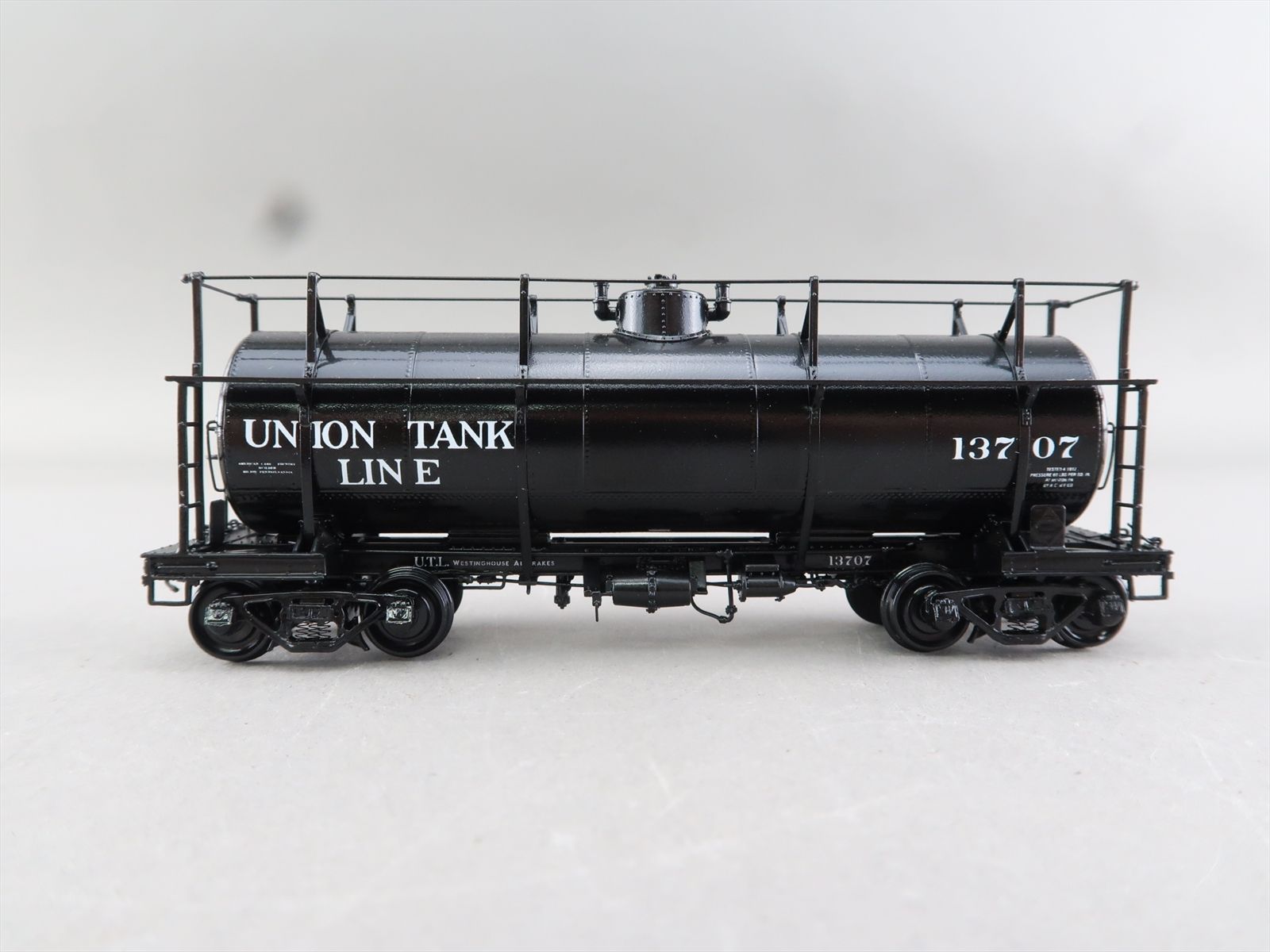 HO Brass Model - W&R Pressed Steel Car Co. High Walkway Tank Car One ...