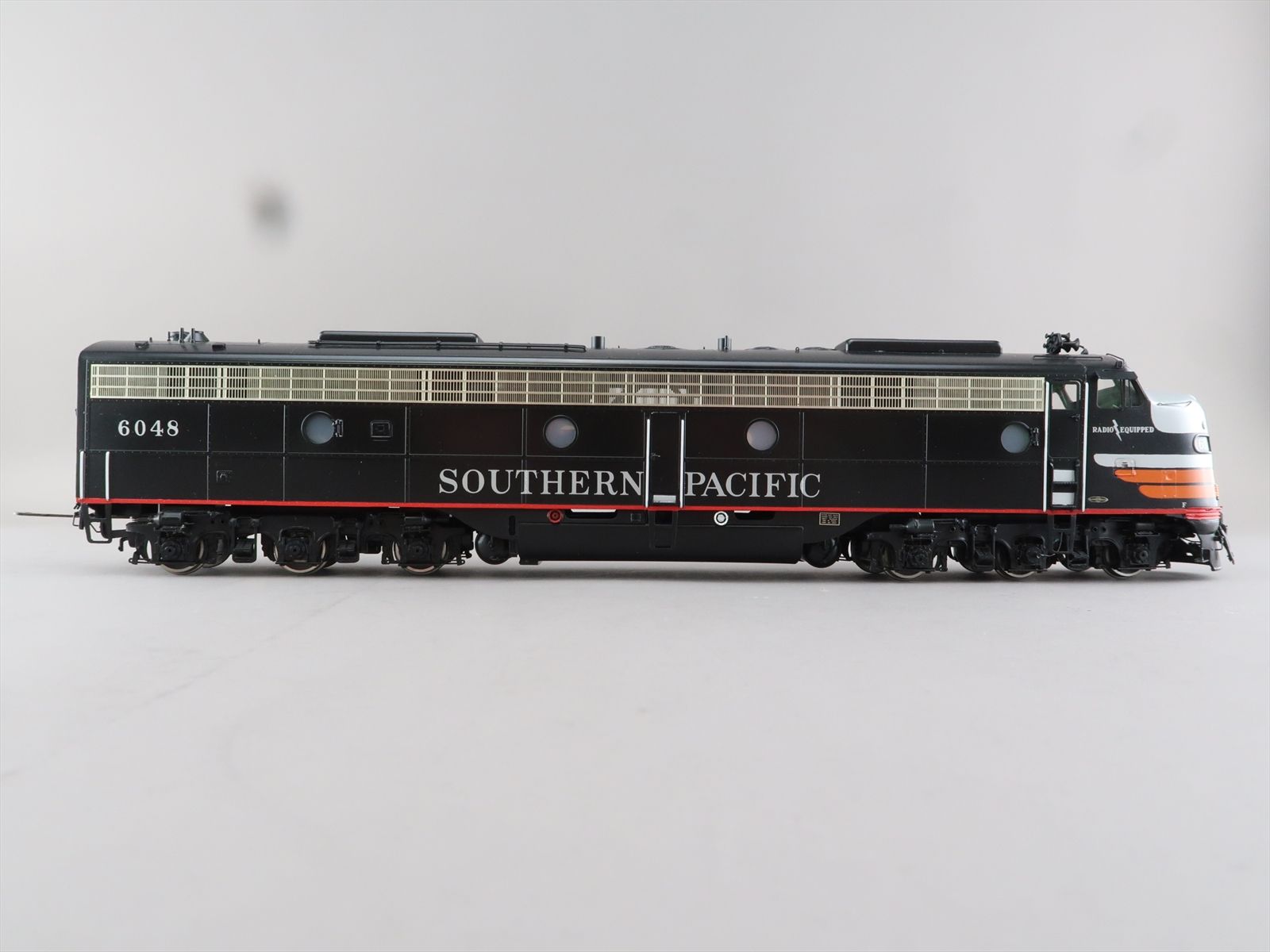 O Brass Model - Key CS#85 SP Southern Pacific E9 E9A A-A Set Black Widow #6048 + #6050 - F/P ...