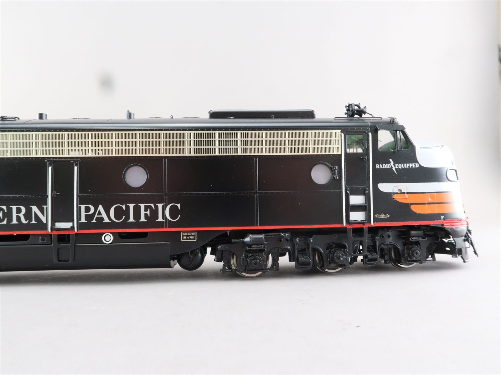 O Brass Model - Key CS#85 SP Southern Pacific E9 E9A A-A Set Black ...