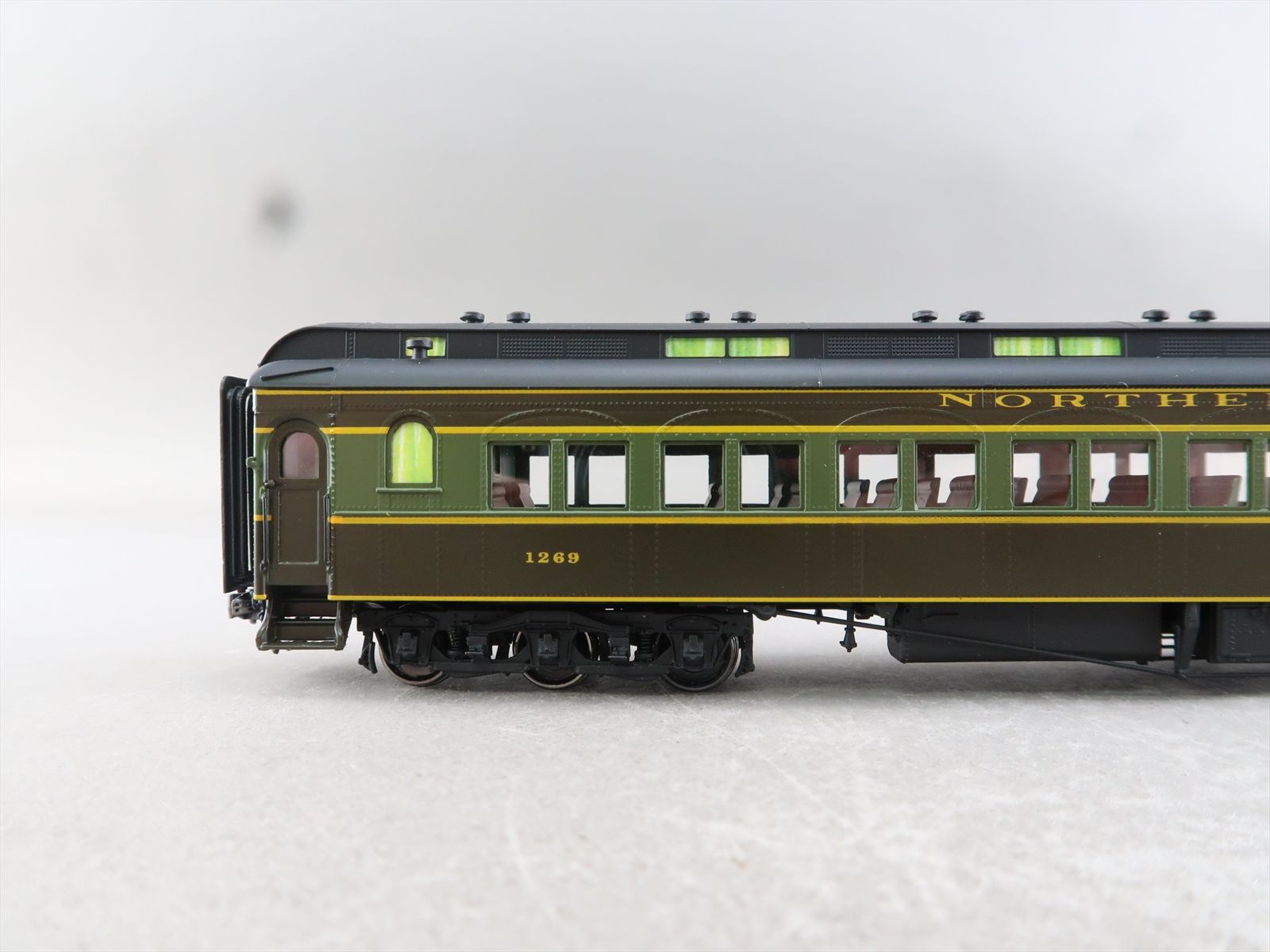 HO Brass Model - W&R NP Northern Pacific Coach 1946 NCL North Coast ...