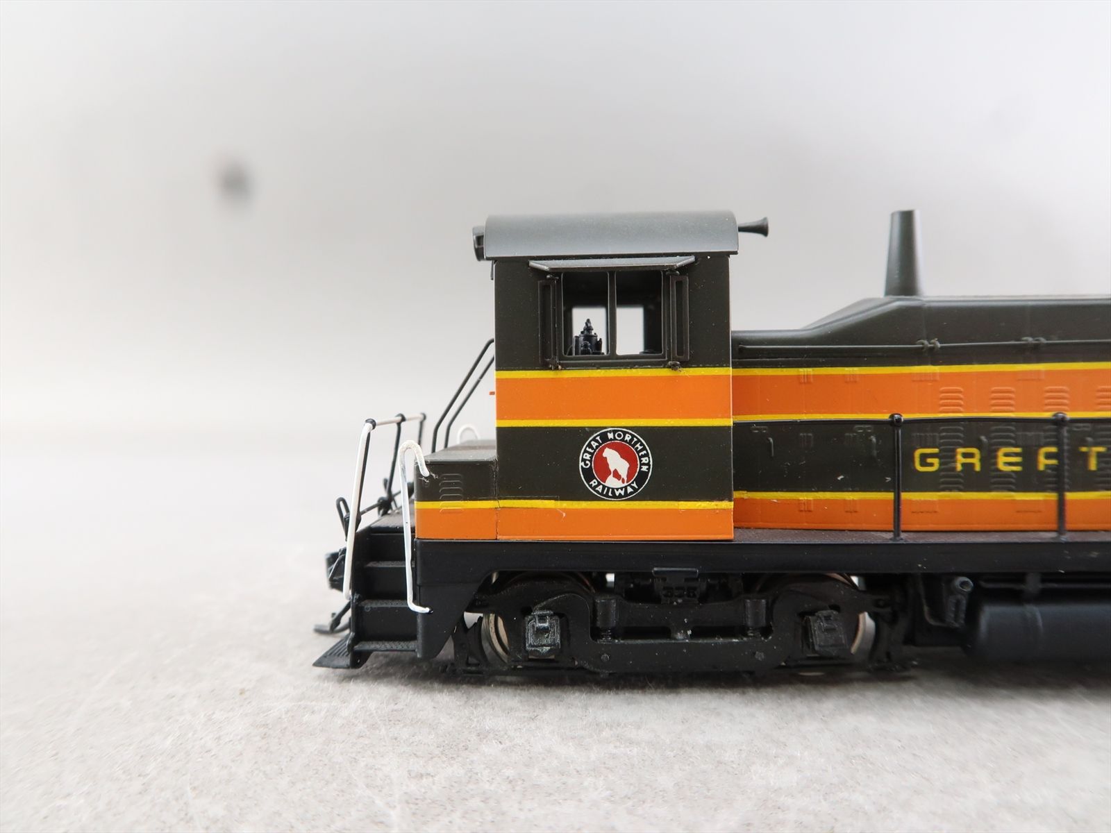 HO Brass Model - Oriental GN Great Northern EMD NW-2 Phase III Switcher ...