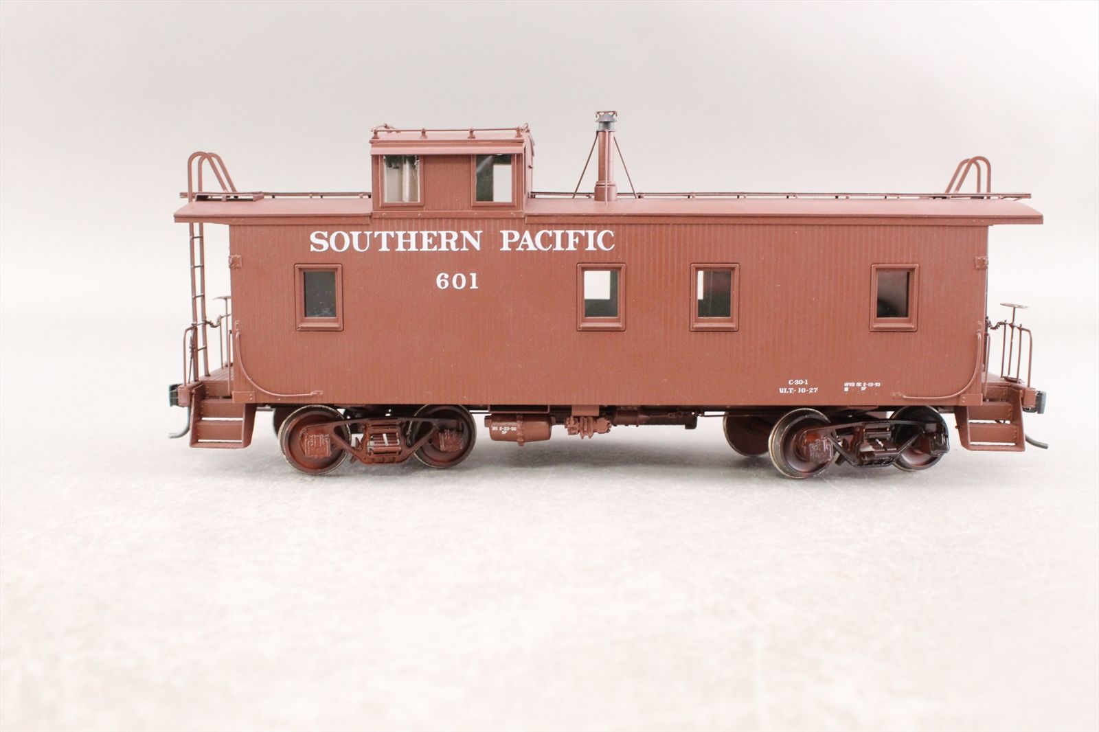 O Brass Model - PL 1150 PL-1150 SP Southern Pacific C-30-1 Sloped Cupola Caboose Wood #601 ...