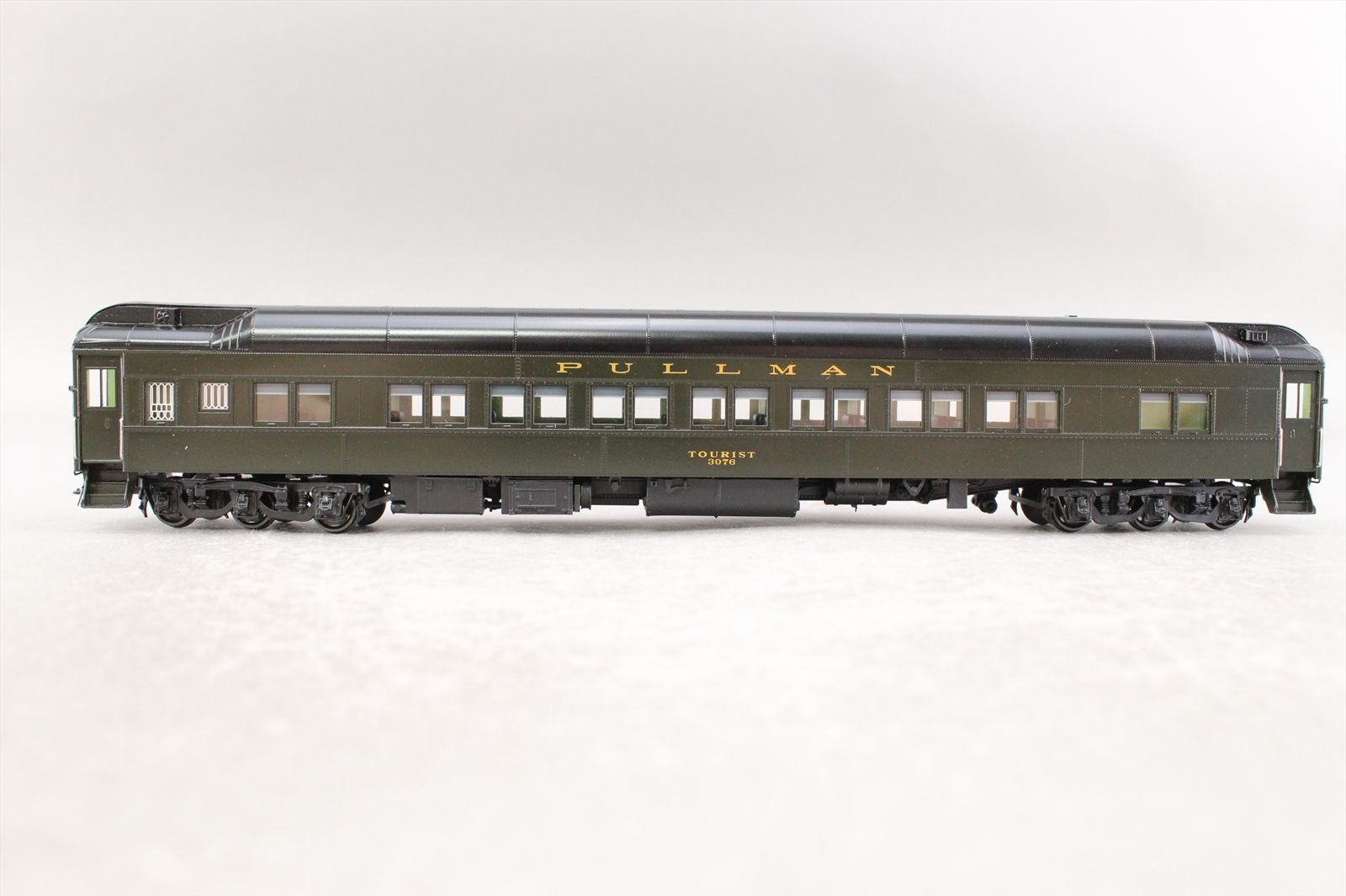 HO Brass Model - TCY 1407a 14 Section Pullman Tourist Sleeper #3076 - F ...