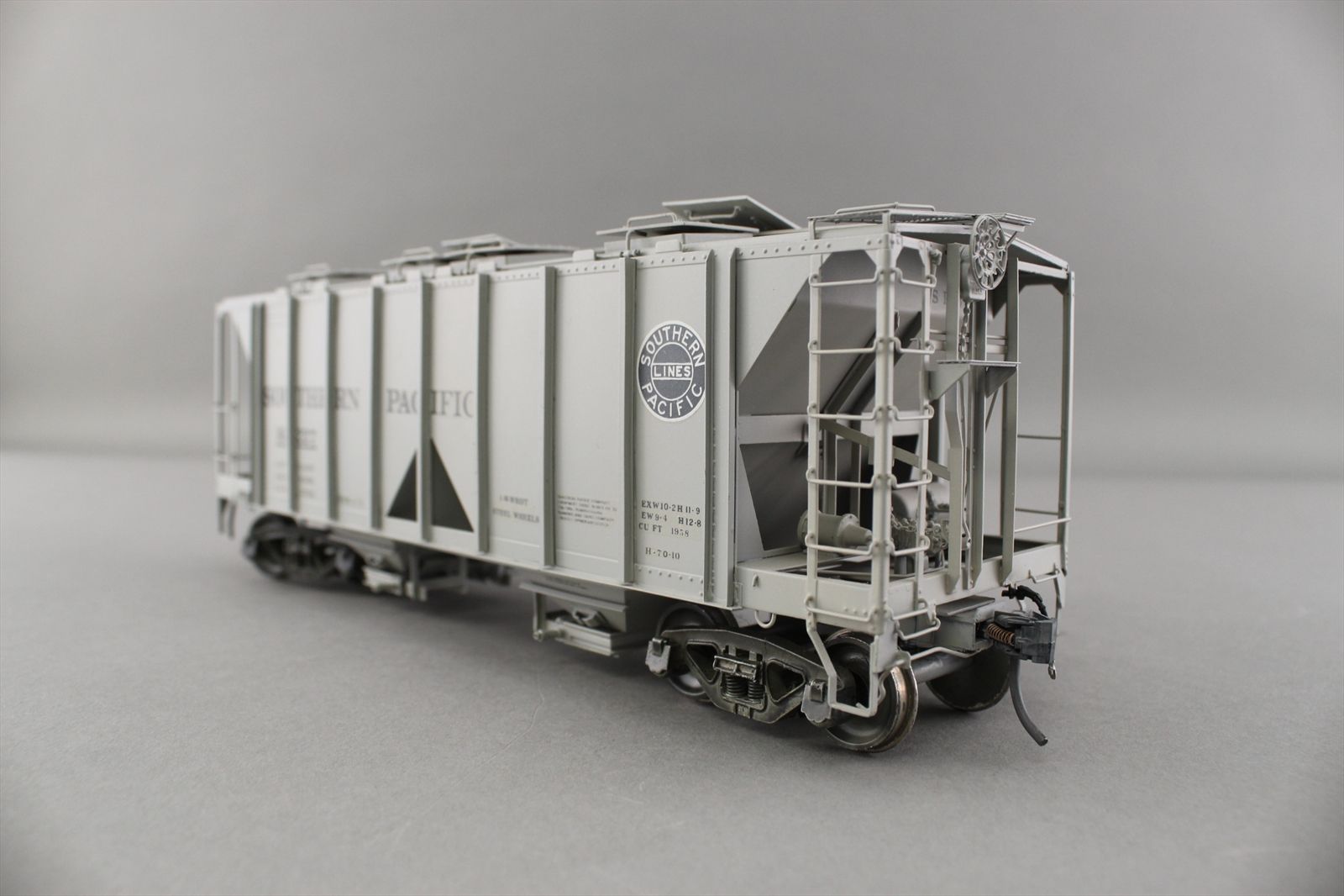 O Brass Model - OMI 0734 SP Southern Pacific ACF 2-Bay Covered Hopper w ...