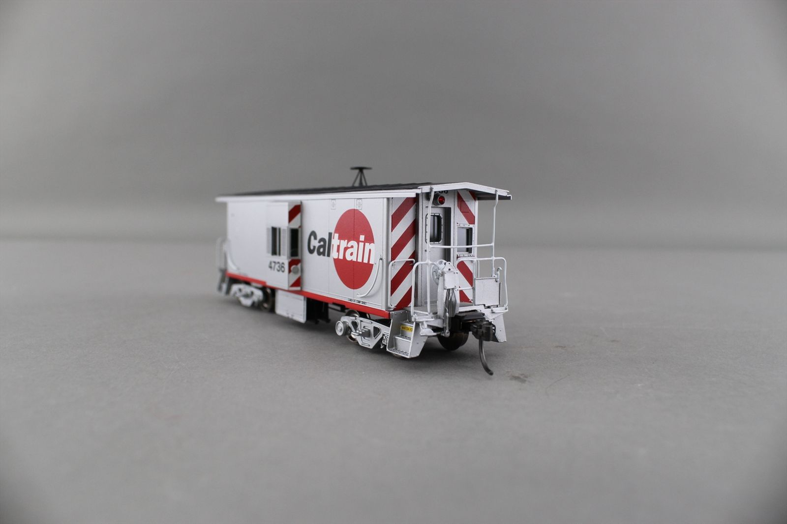 HO Brass Model - OMI 4276.4 Caltrain ex SP C50-9 B-W Caboose #4736 - F ...