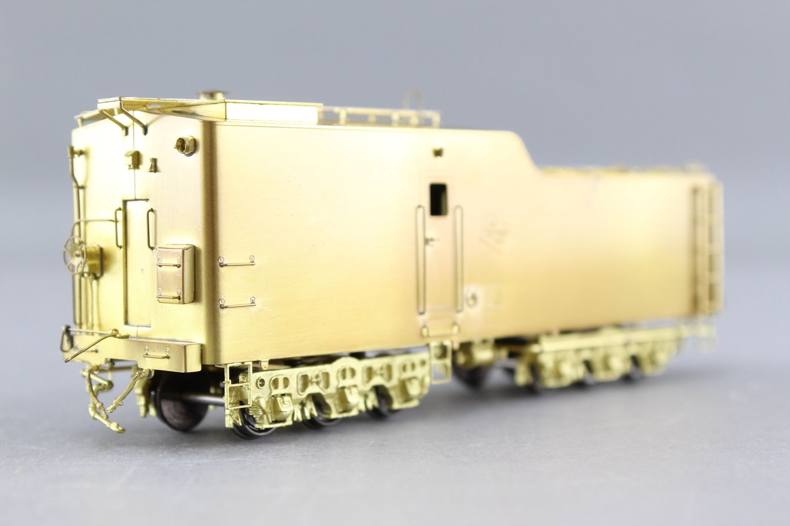 HO Brass Model - OMI 3353 Milwaukee Road Steam Generator Tender for ...