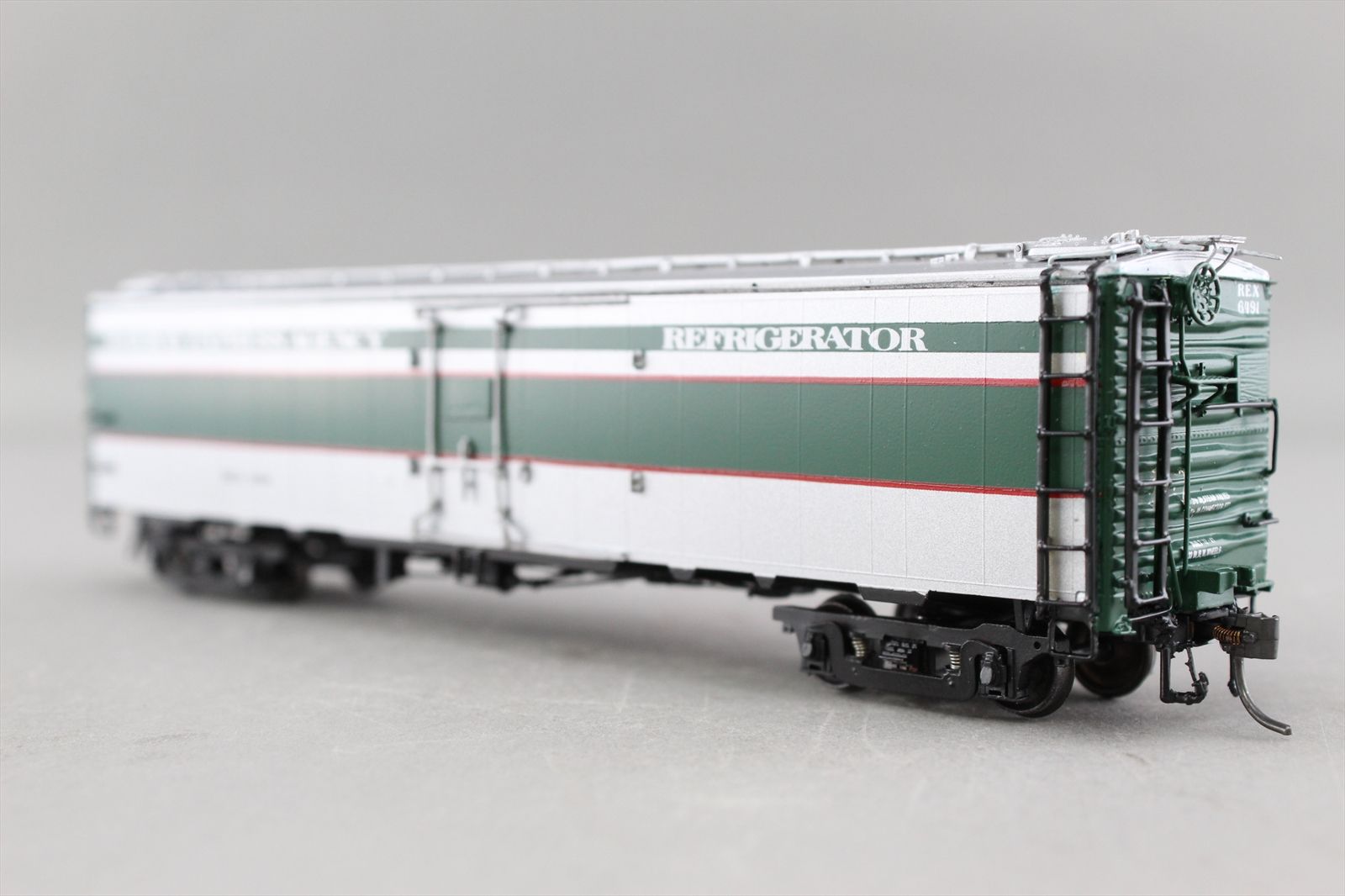 HO Brass Model - CIL 2141.1 REA Railway Express Agency Reefer Steel ...