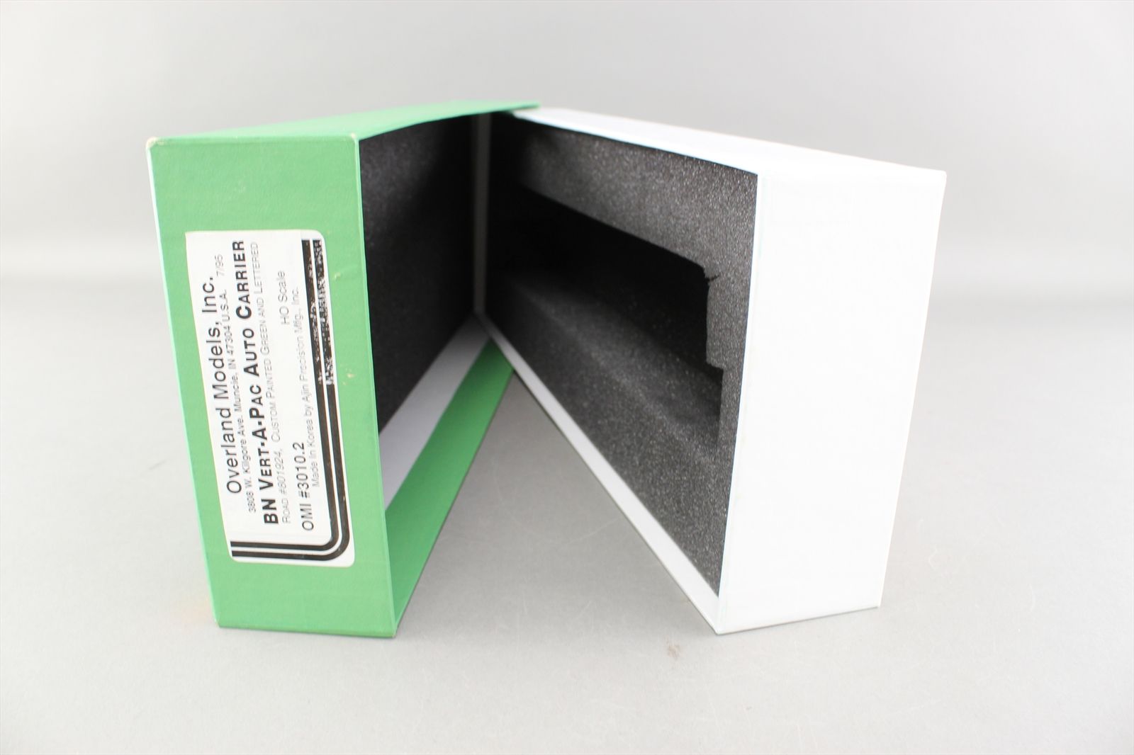 HO Brass Model - OMI 3010.2 BN Burlington Northern TTVX Trailer Train Vert-A-Pac Auto Carrier ...