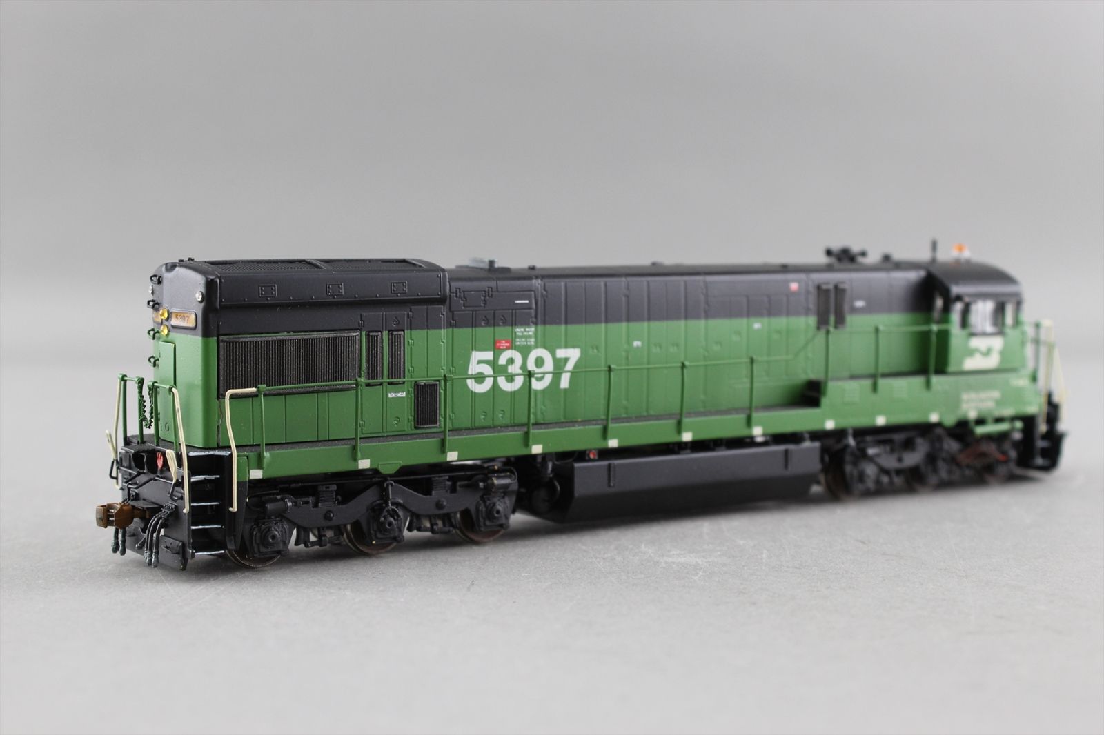 HO Brass Model - OMI 1806 BN Burlington Northern GE C30-7 #5397 - Custom - 1981 Run - Ajin