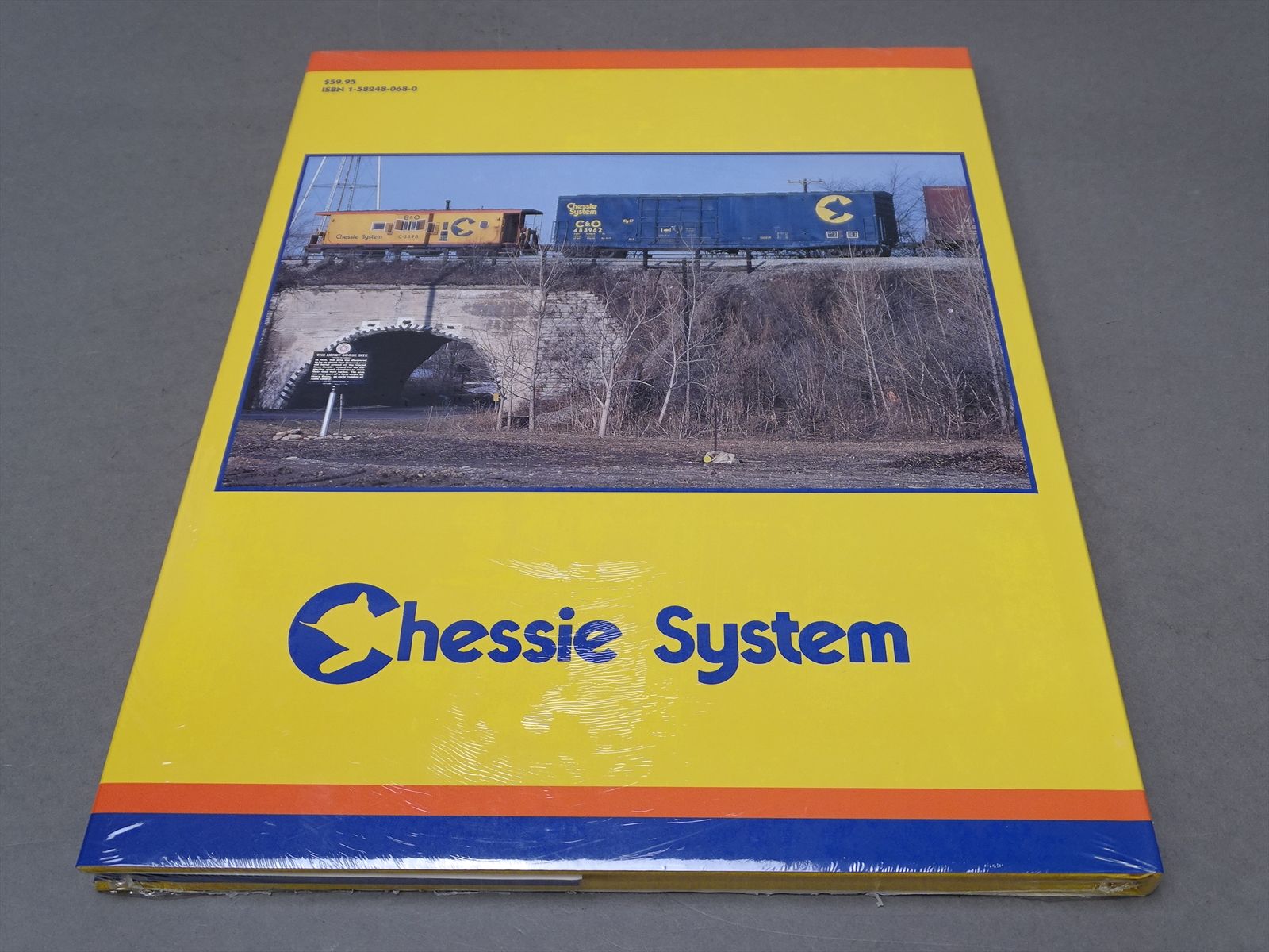 Railroad Book - Chessie System Color Guide to Freight Equipment ...
