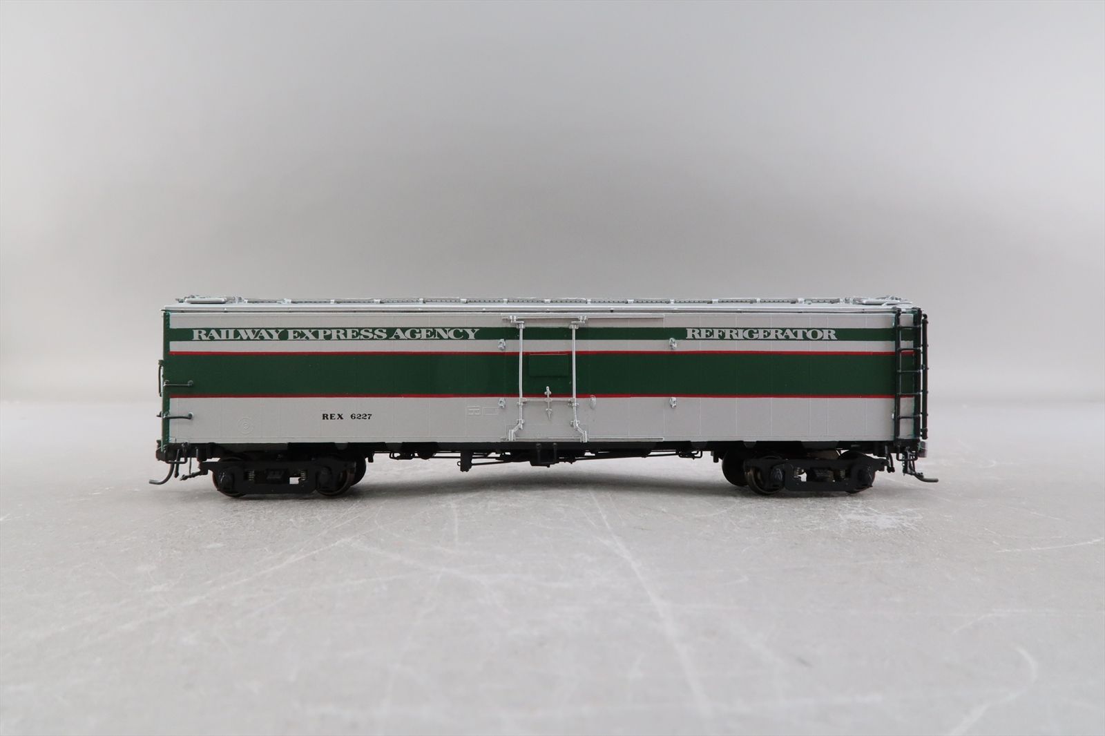 HO Brass Model - CIL 2141.1 REA Railway Express Agency Reefer Steel ...