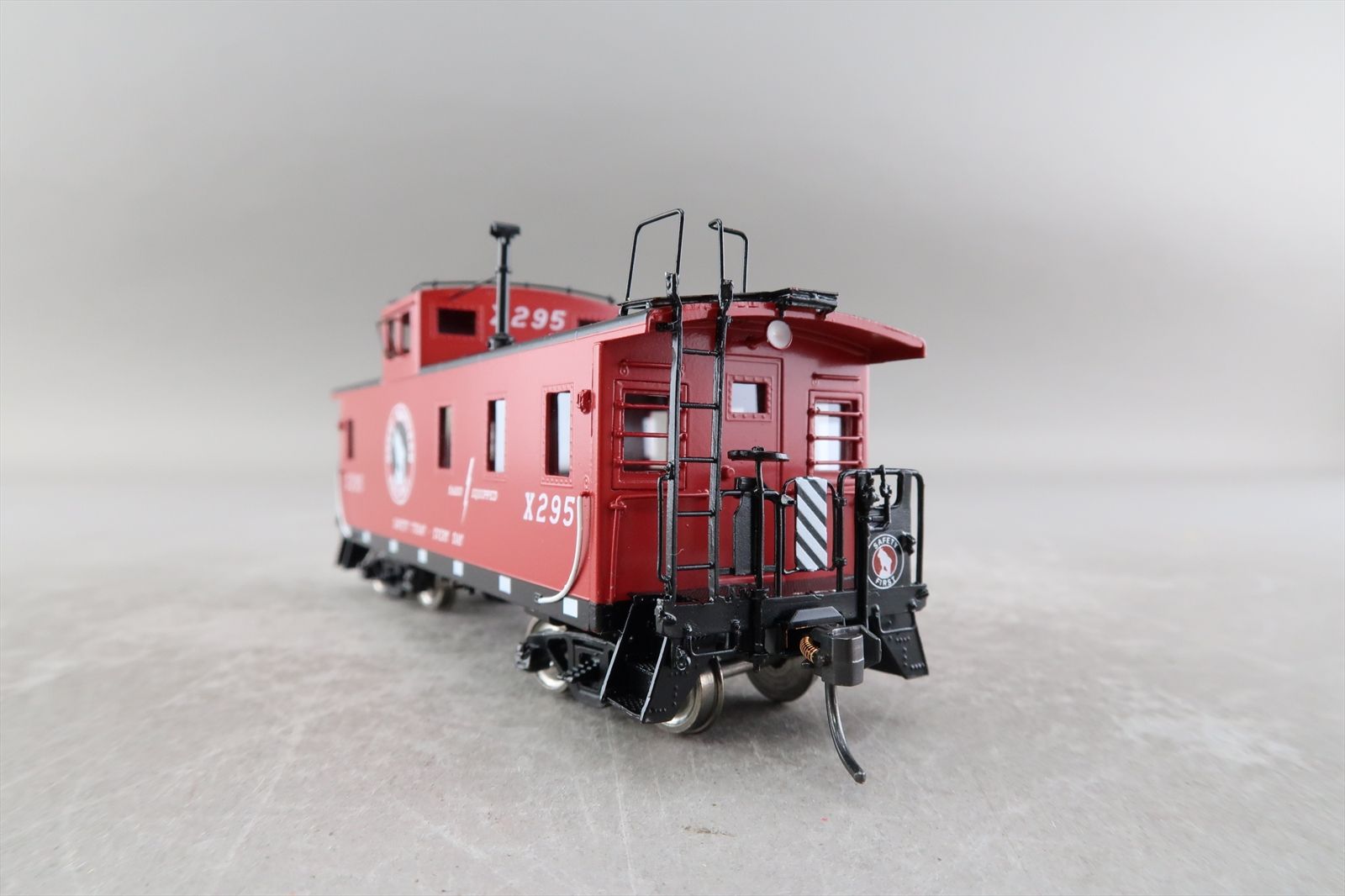 HO Brass Model - OMI 1237.1 GN Great Northern Steel Caboose 1949 Era # ...