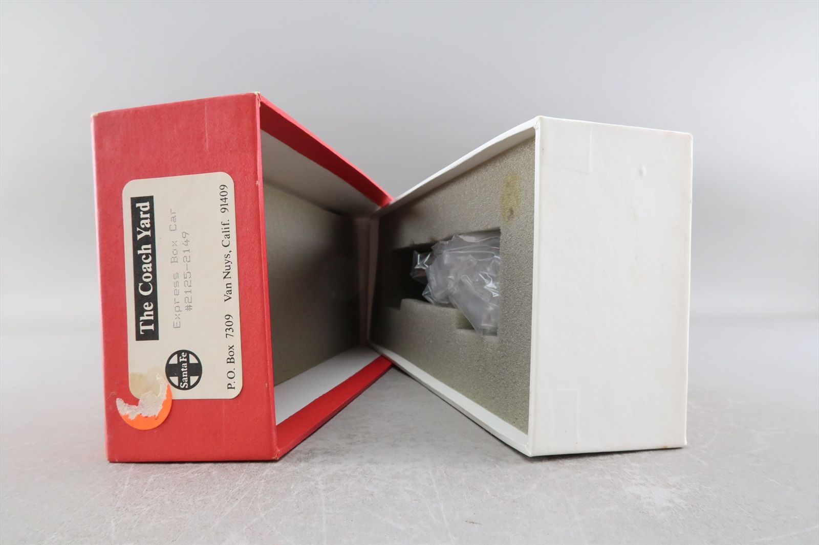 HO Brass Model - TCY 1200 AT&SF Santa Fe Express Boxcar #2125 - 2149 ...