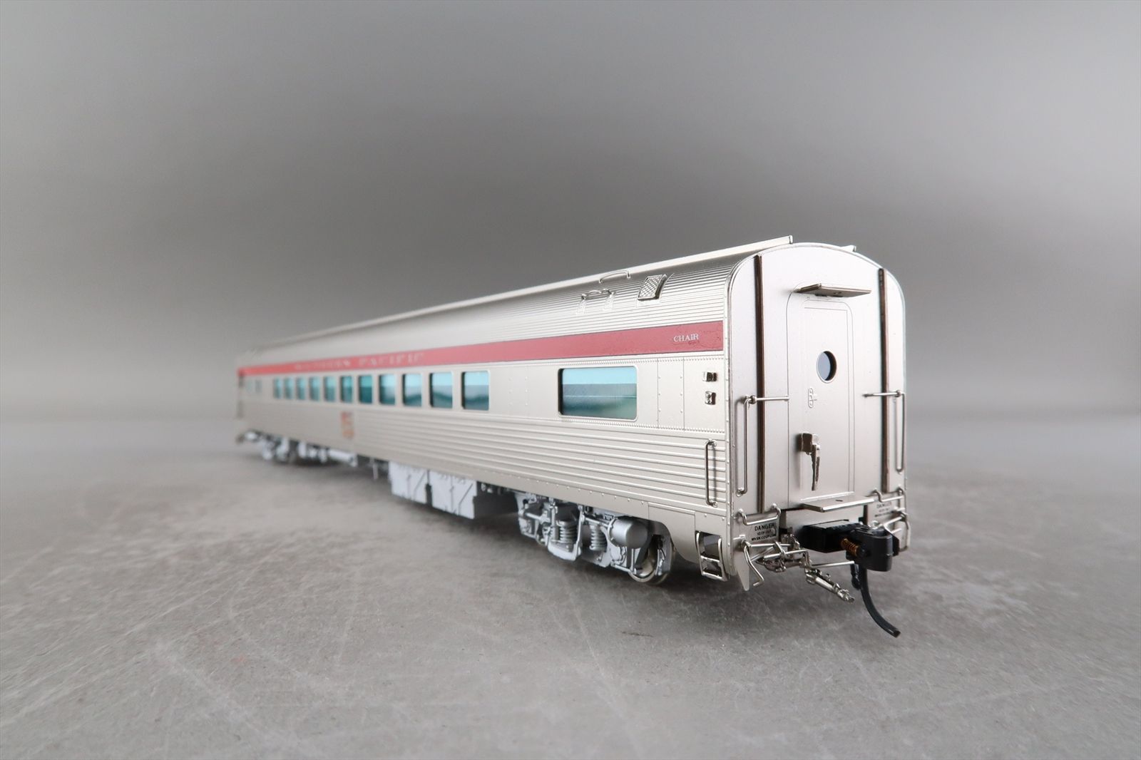 HO Brass Model - TCY 0935 SP Southern Pacific Budd 44 Seat Chair Car 83-C-4 #2376 - Custom ...