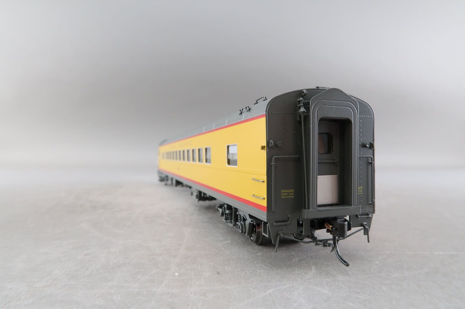 HO Brass Model - TCY 1385.5 UP Union Pacific LW 44 Seat Coach #5437 - F ...