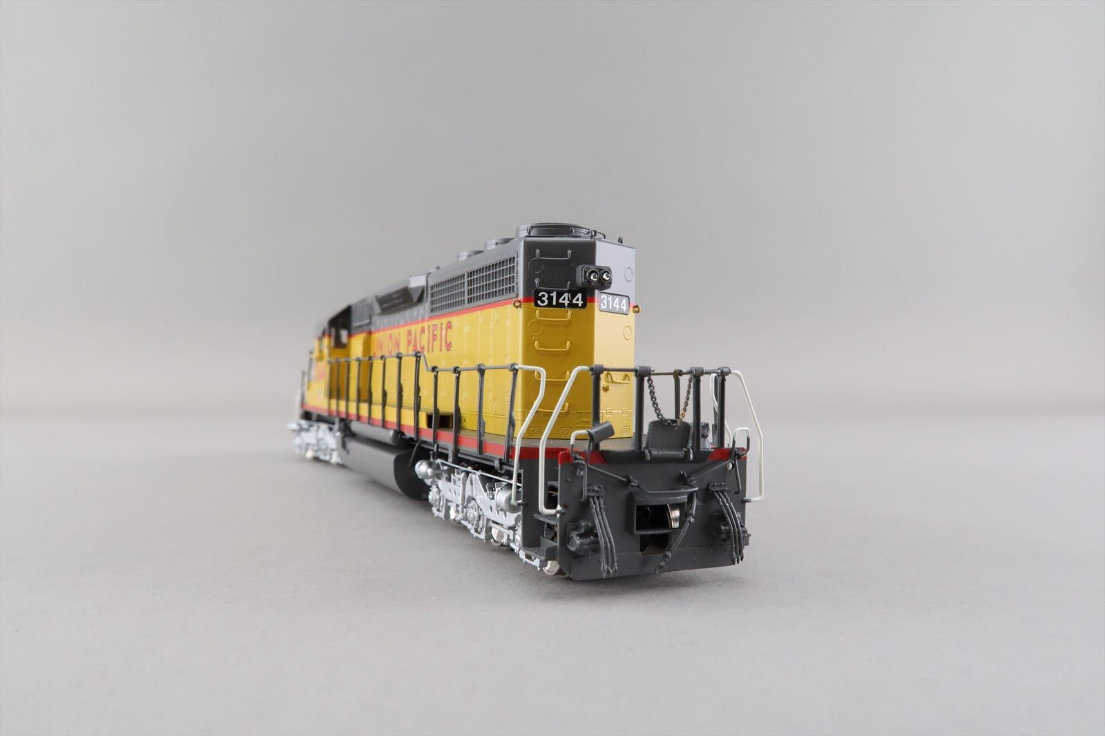 HO Brass Model - OMI 6333 UP Union Pacific SD40-2 #3144 - Pro Paint - 1992 Run - Ajin