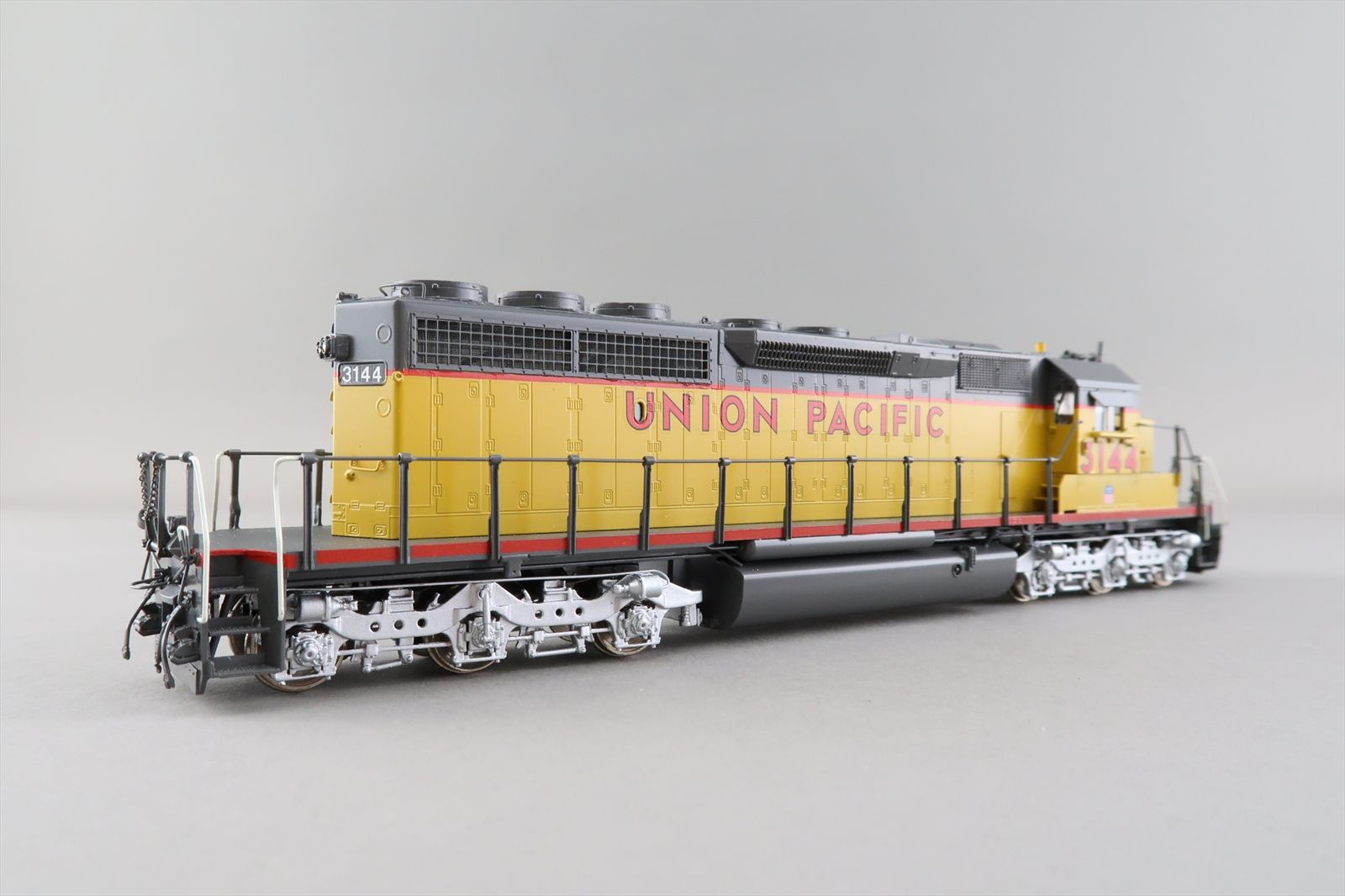 HO Brass Model - OMI 6333 UP Union Pacific SD40-2 #3144 - Pro Paint - 1992 Run - Ajin