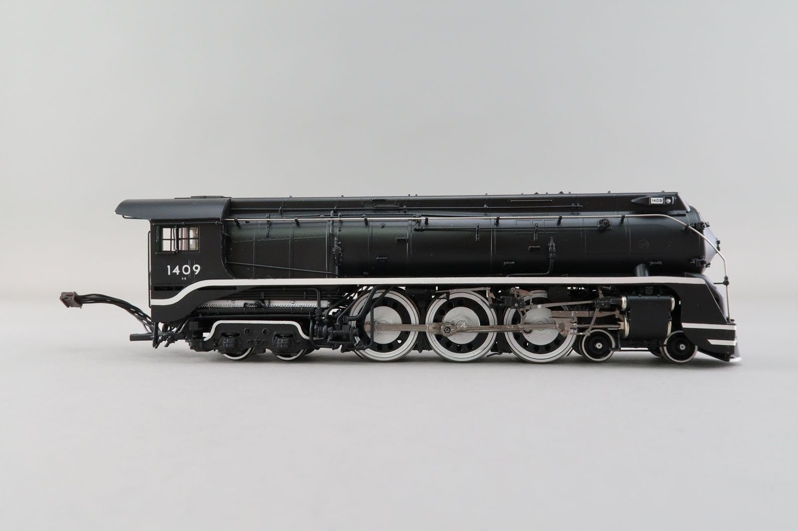 HO Brass Model - BLI NH New Haven I-5 4-6-4 #1409 - F/P + DCC + Sound ...