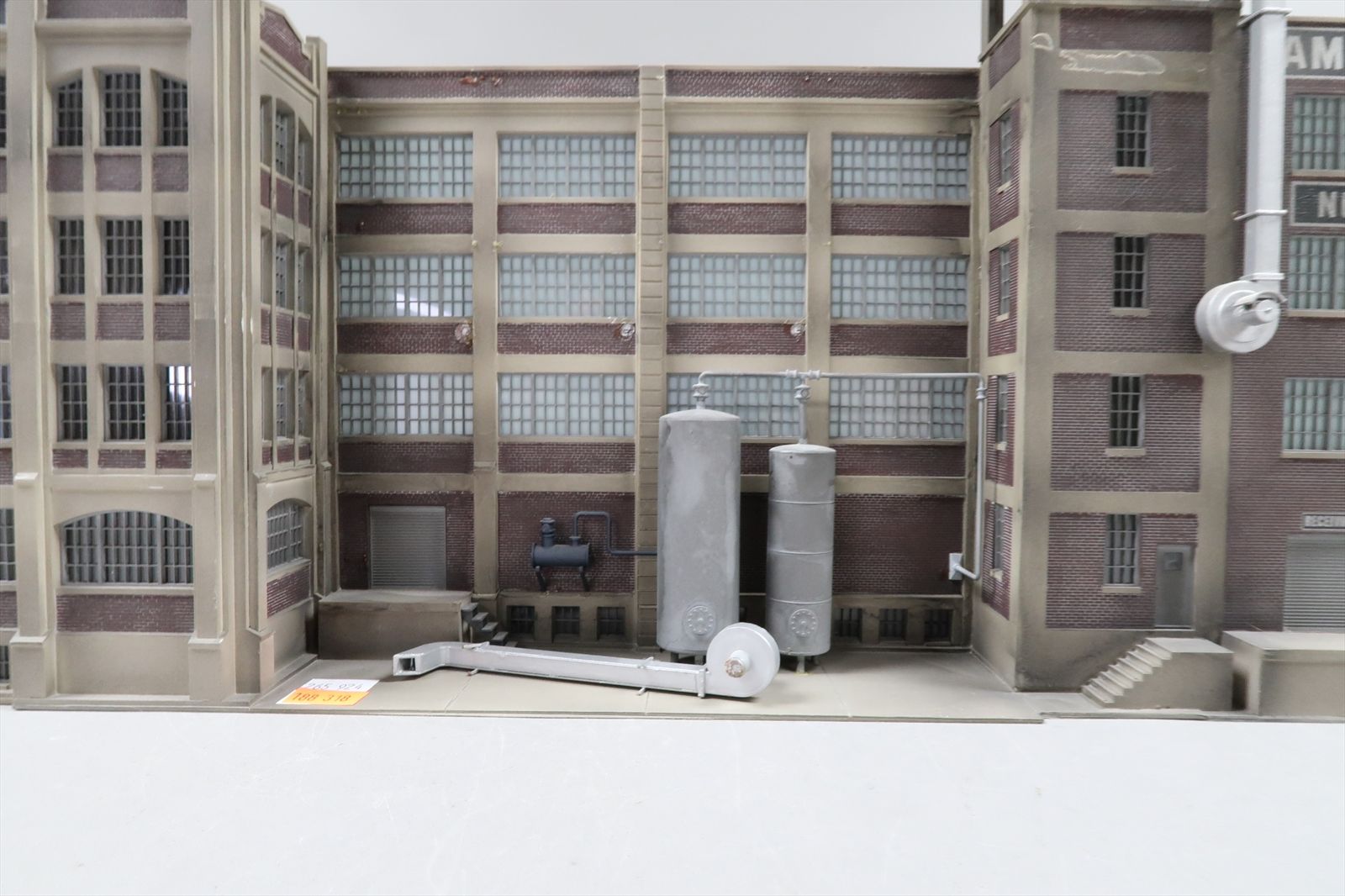 HO 1:87 Craftsman - CITY - Custom Walthers Creston American Hardware ...