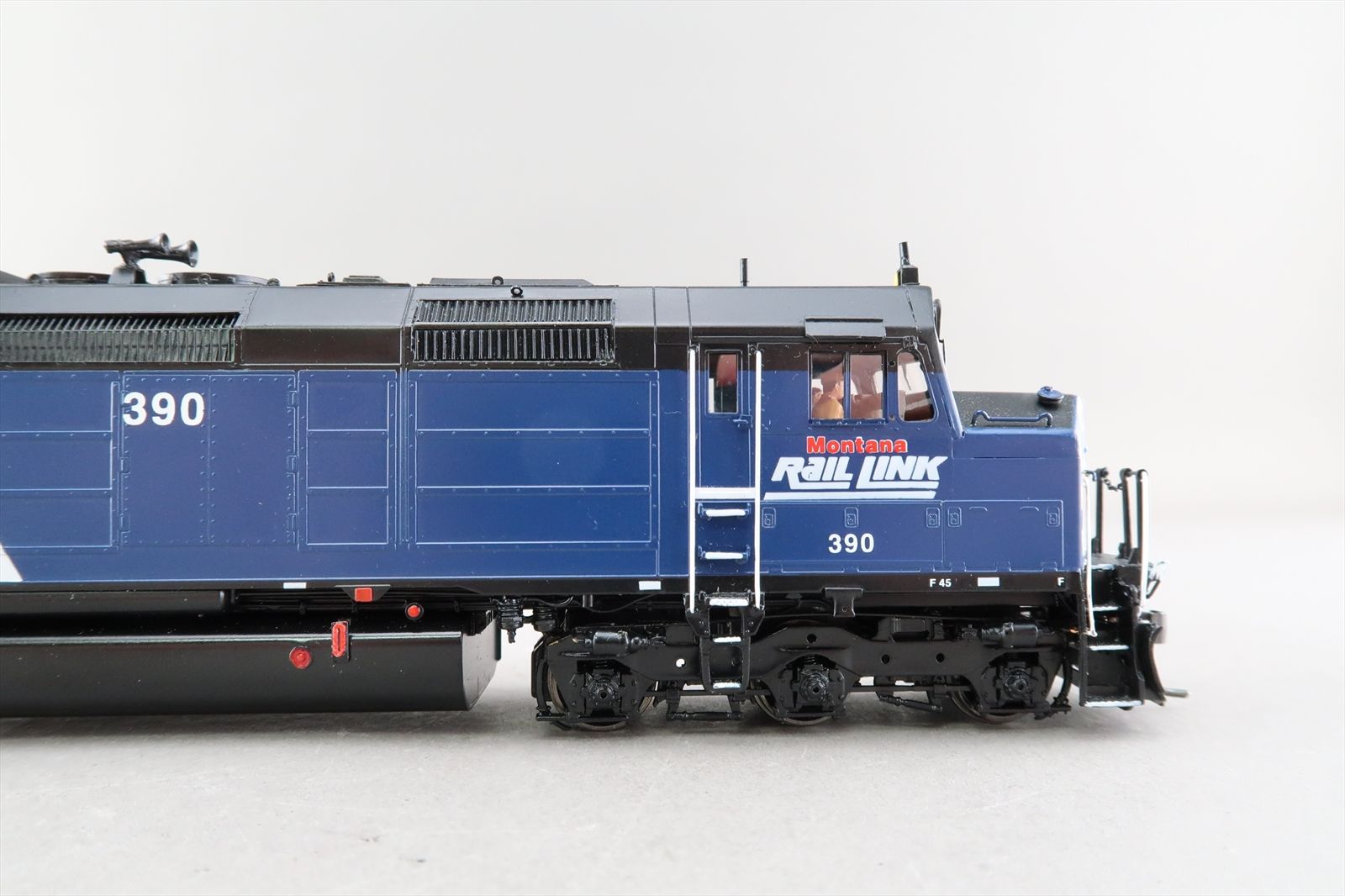 HO Brass Model - OMI 5687.1 MRL Montana Rail Link F45 1996 Era #390 - F/P + DCC + Sound - 1998 ...