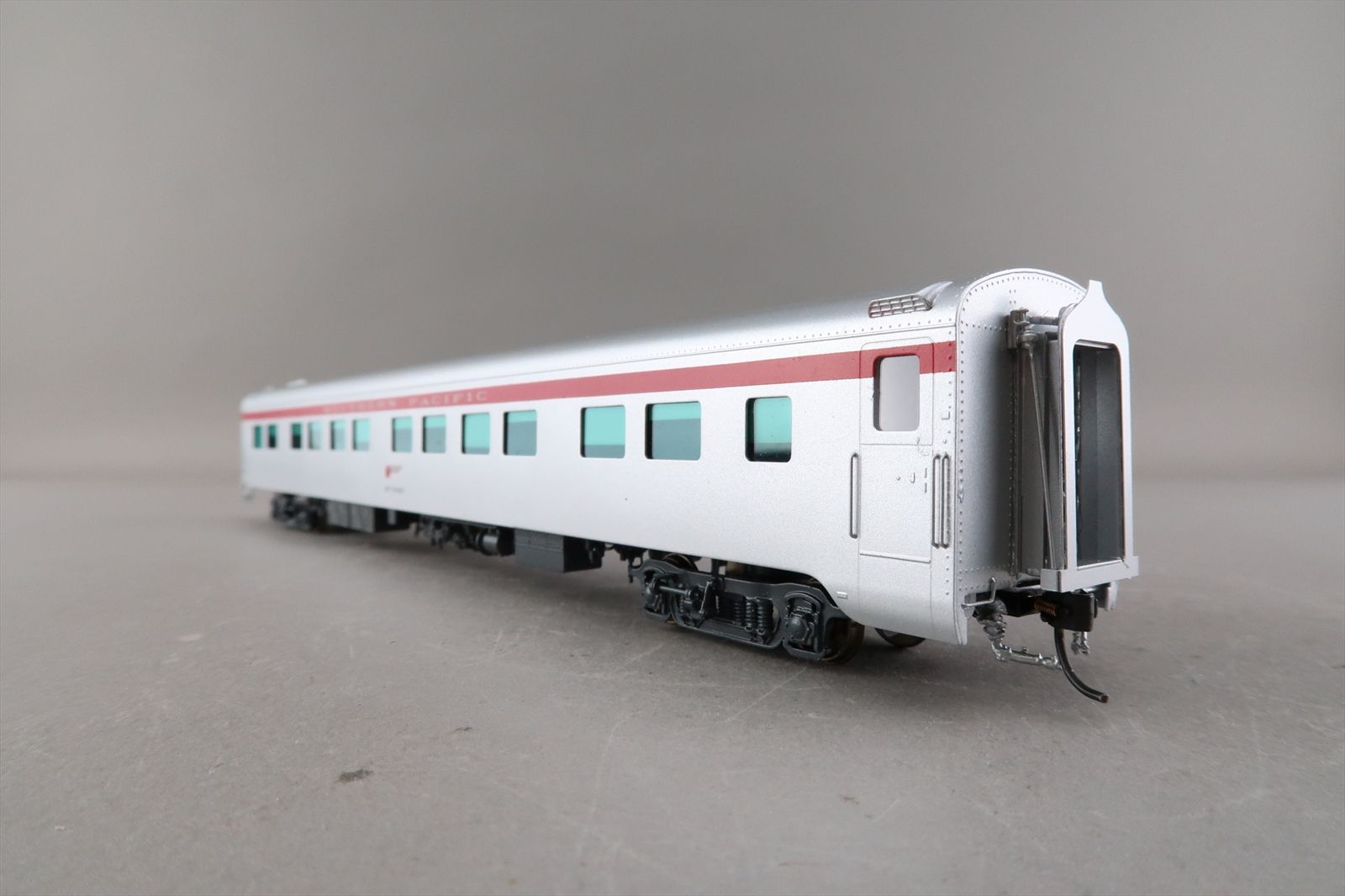 HO Brass Model - TCY 1169 SP Southern Pacific 12 Double Bedroom Sleeper Low Stripe #9400 - Pro ...